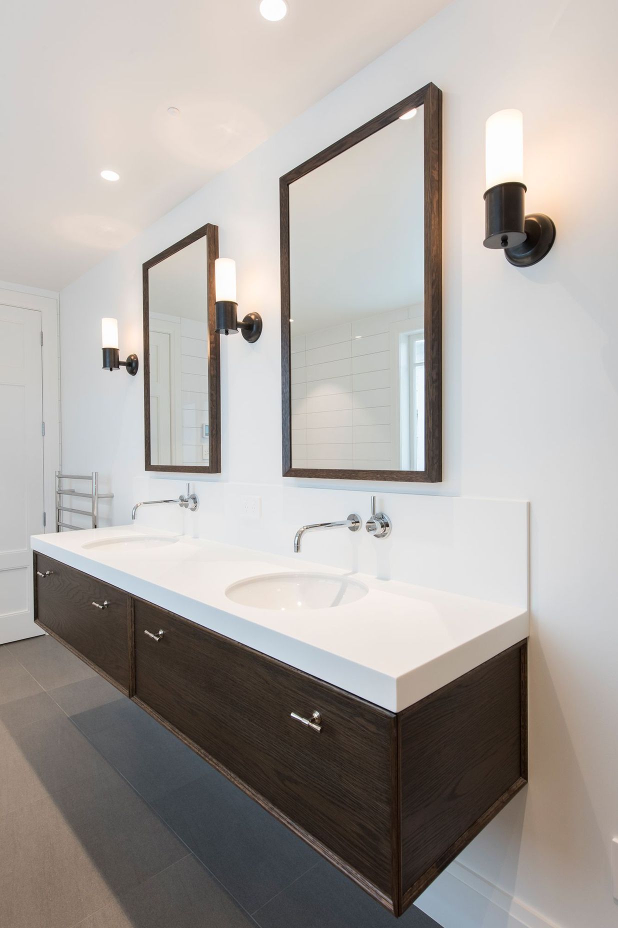 Auckland Beach House by CV Interiors | ArchiPro NZ