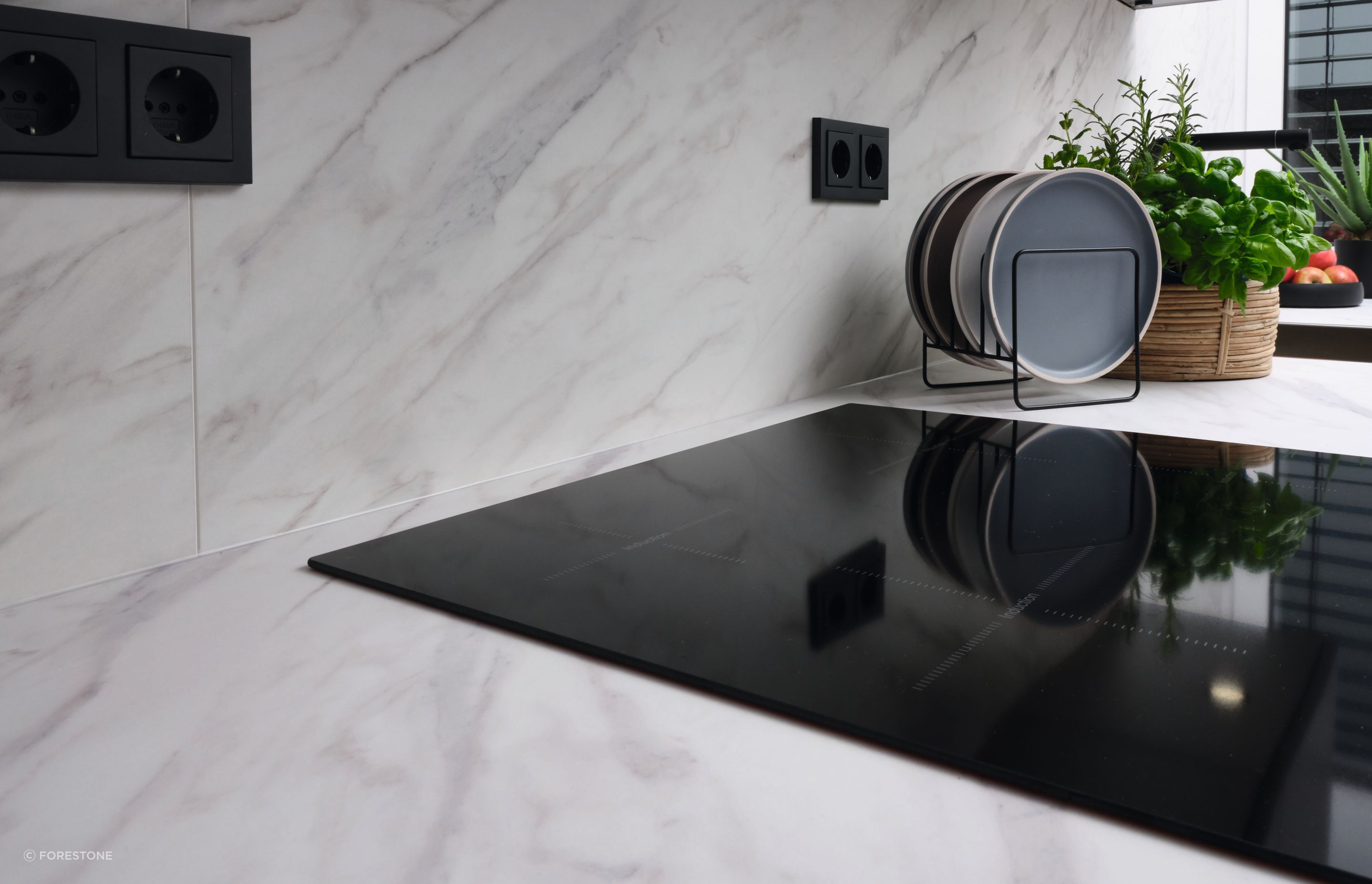 12 Kitchen Benchtop Materials To Consider in 2022