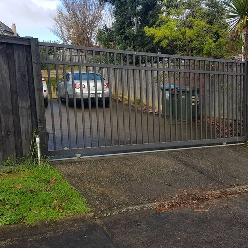 Driveway Gates - Wood, Aluminium, Metal, Iron & More | ArchiPro NZ