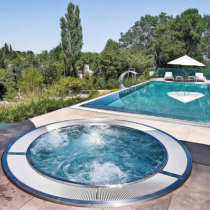 Pioneer Unique Pools & Spas