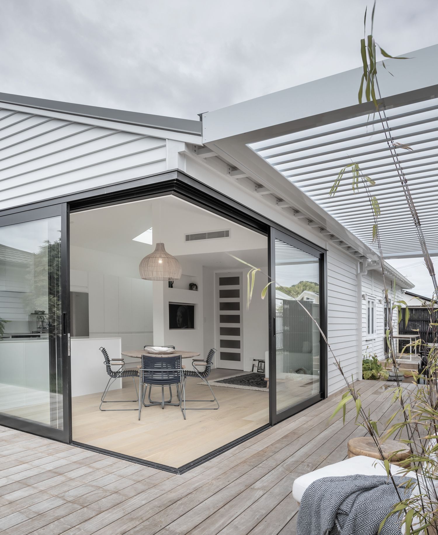 wolf construction uk