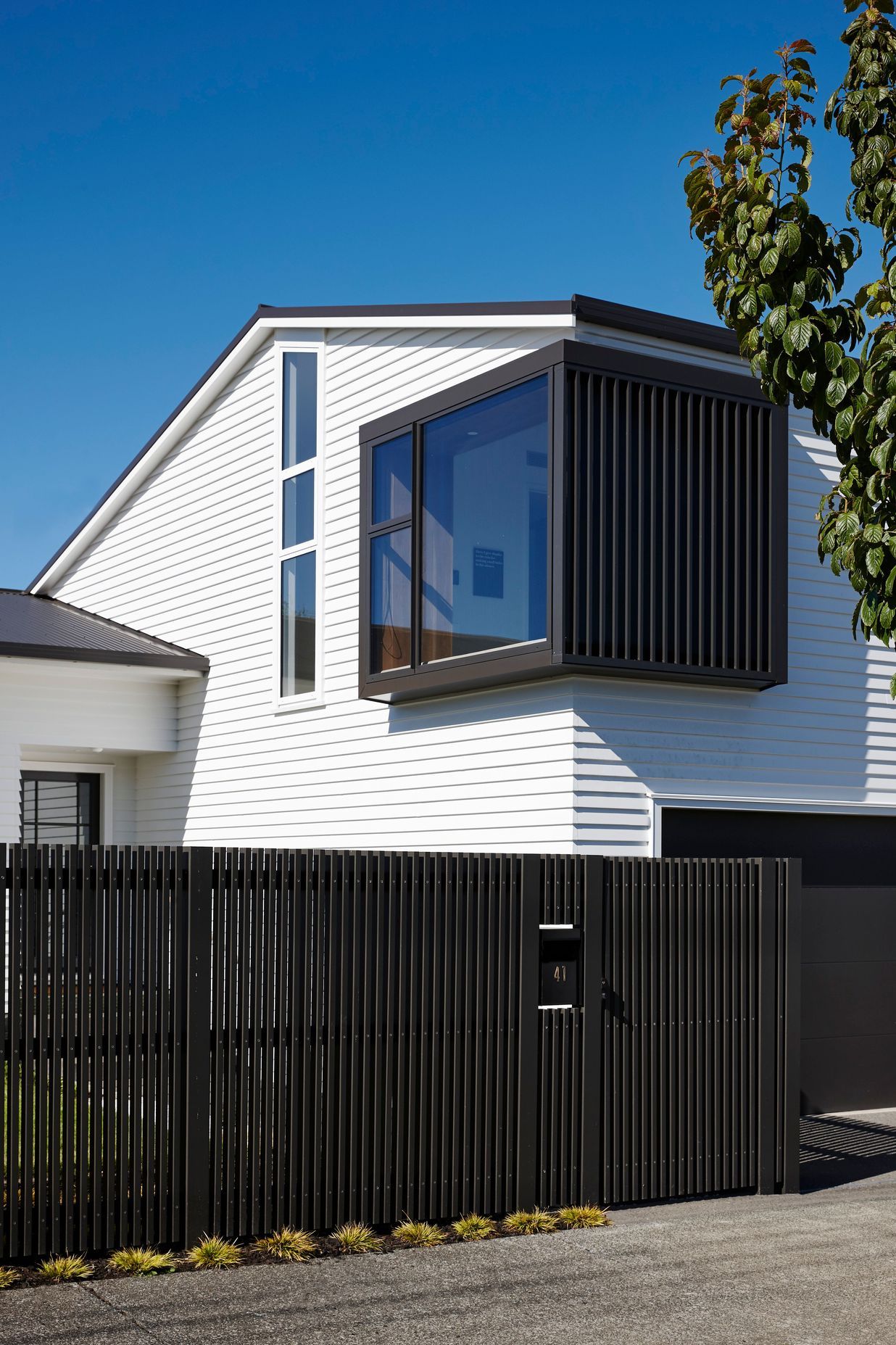 Clare's Place by Lloyd Hartley Architects | ArchiPro NZ