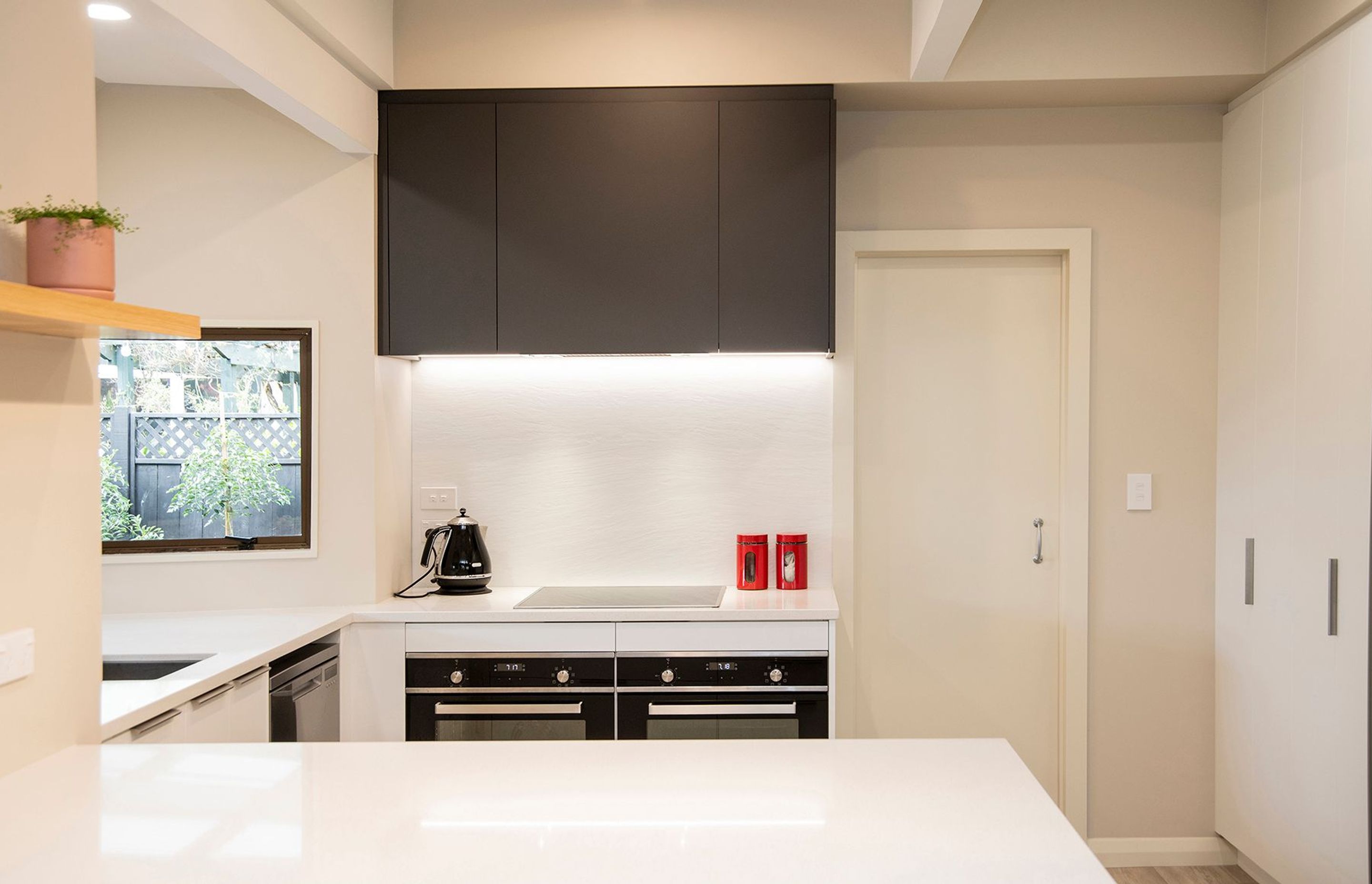 Simila Ave by McIndoe Kitchens | ArchiPro NZ