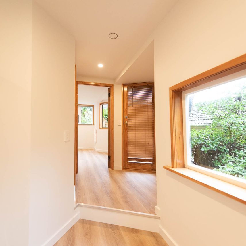 Bottom Flat Renovation + Glass Balustrade | Island Bay, Wellington by ...