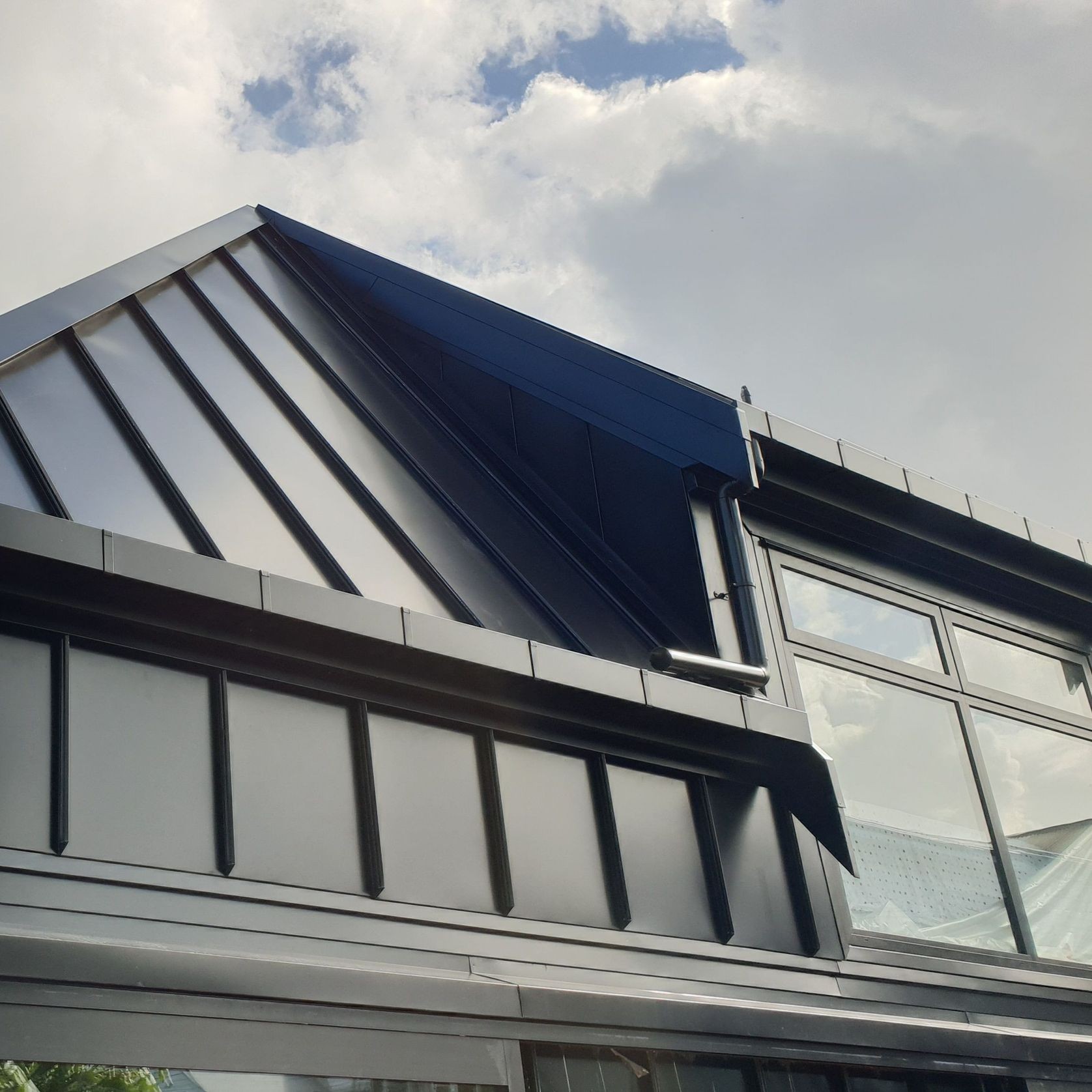 Smart Tray Standing Seam Metal Cladding | ArchiPro NZ