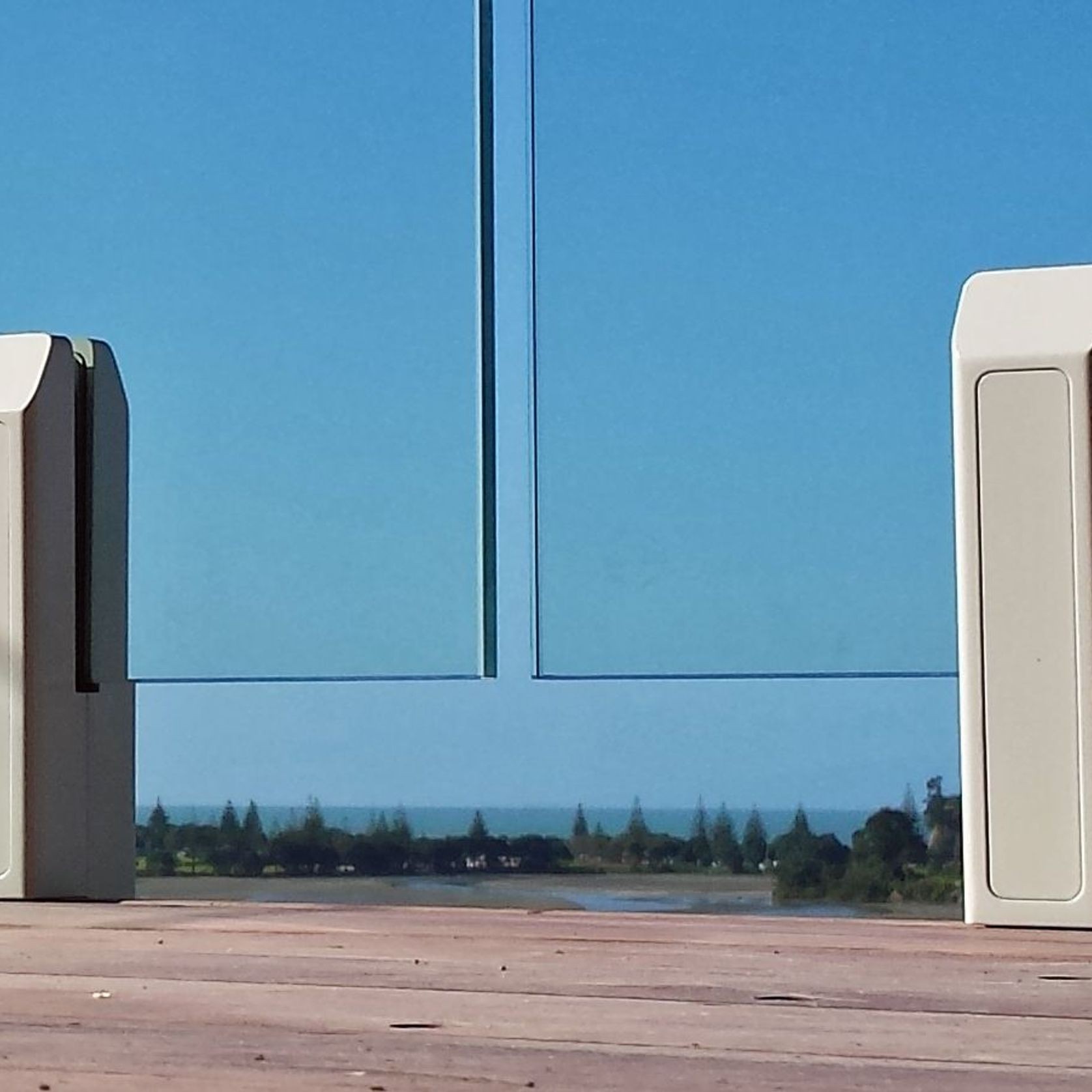 Edgetec® Balustrade Mini Post Glass Clamp | ArchiPro NZ