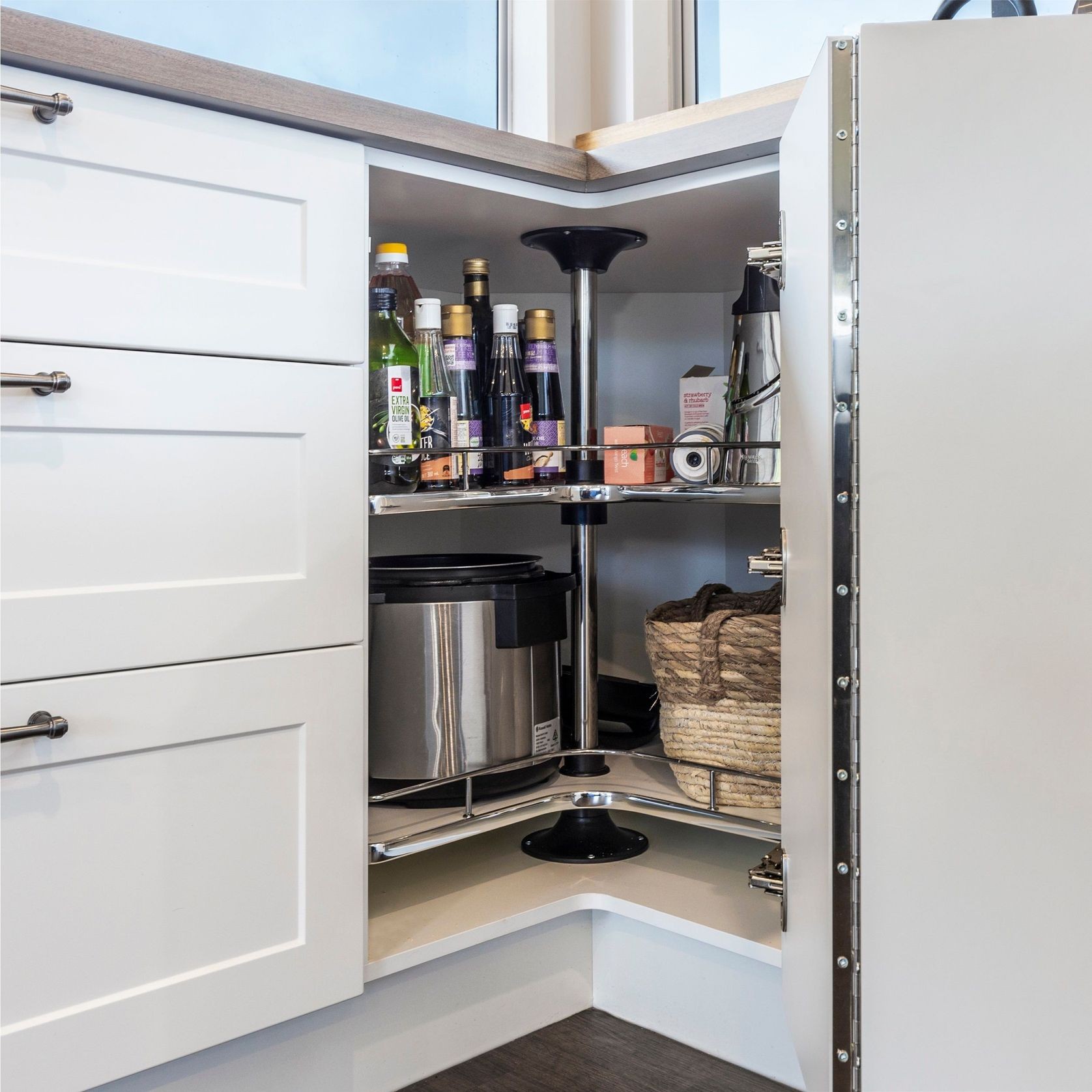 FIT Giamo Revolving Corner Unit | ArchiPro NZ