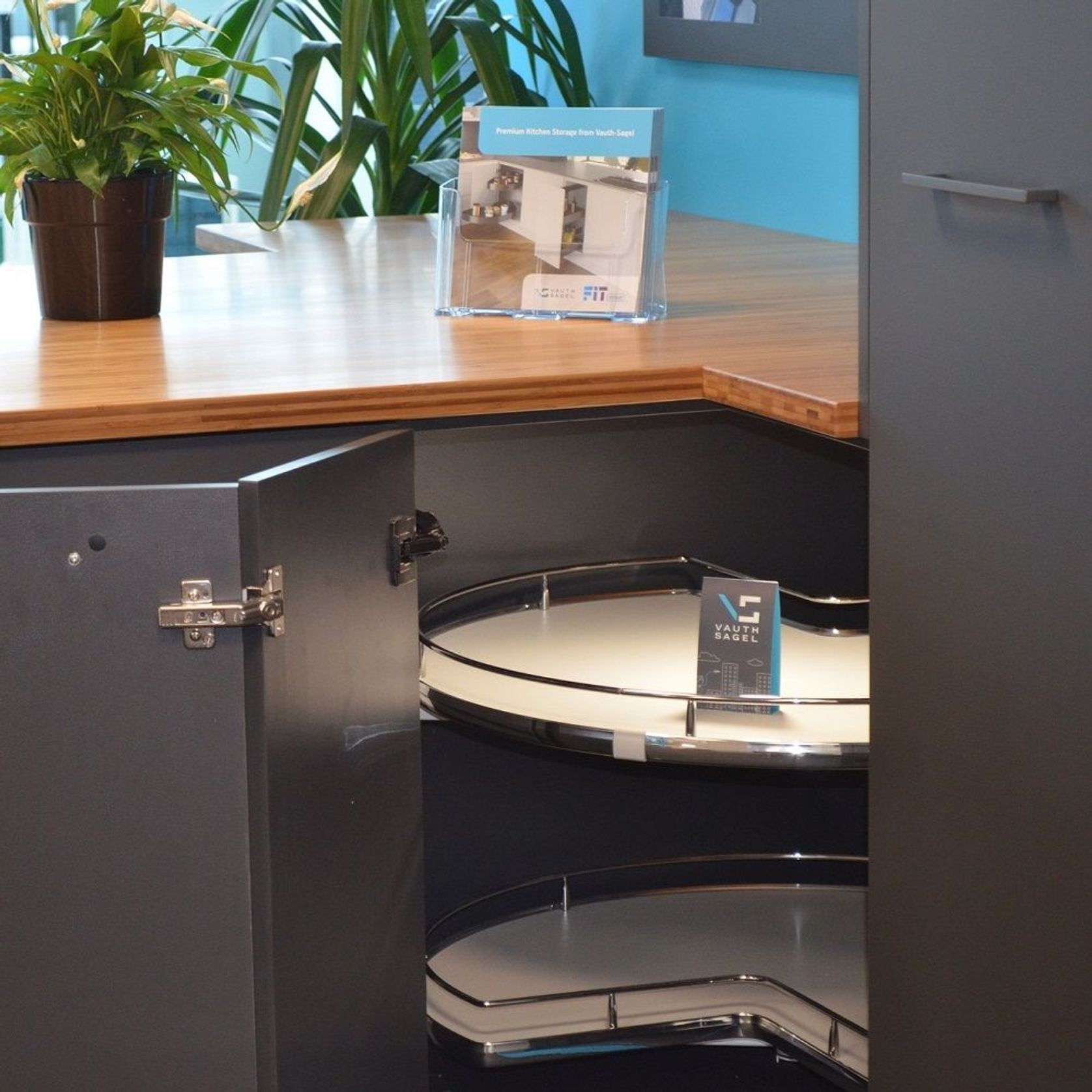 VS COR Wheel Pro Revolving Corner Unit | ArchiPro NZ