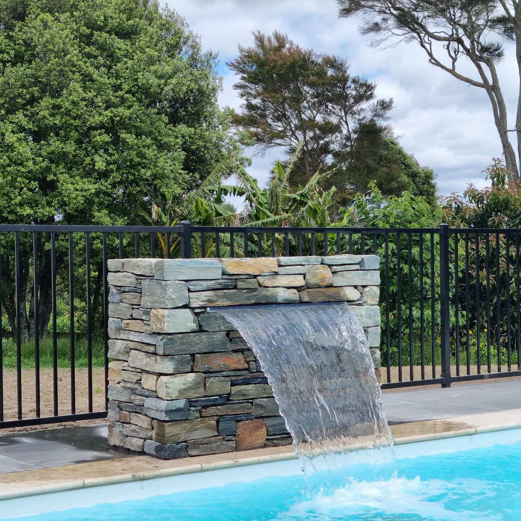 Landscape / Entrance Walls | ArchiPro NZ