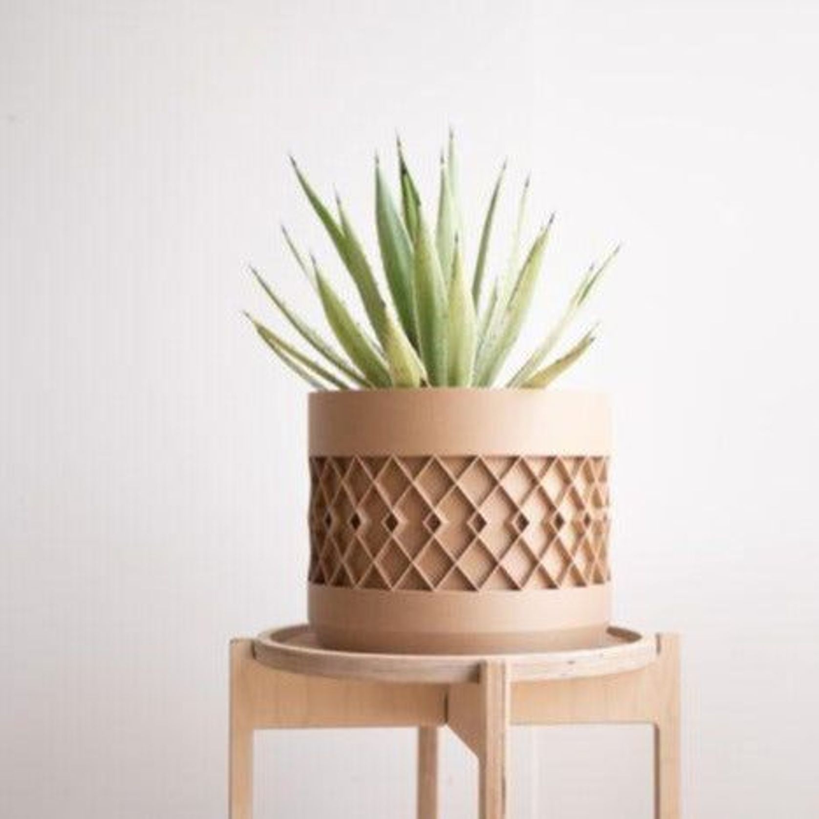 Aztek Black Planter | ArchiPro NZ