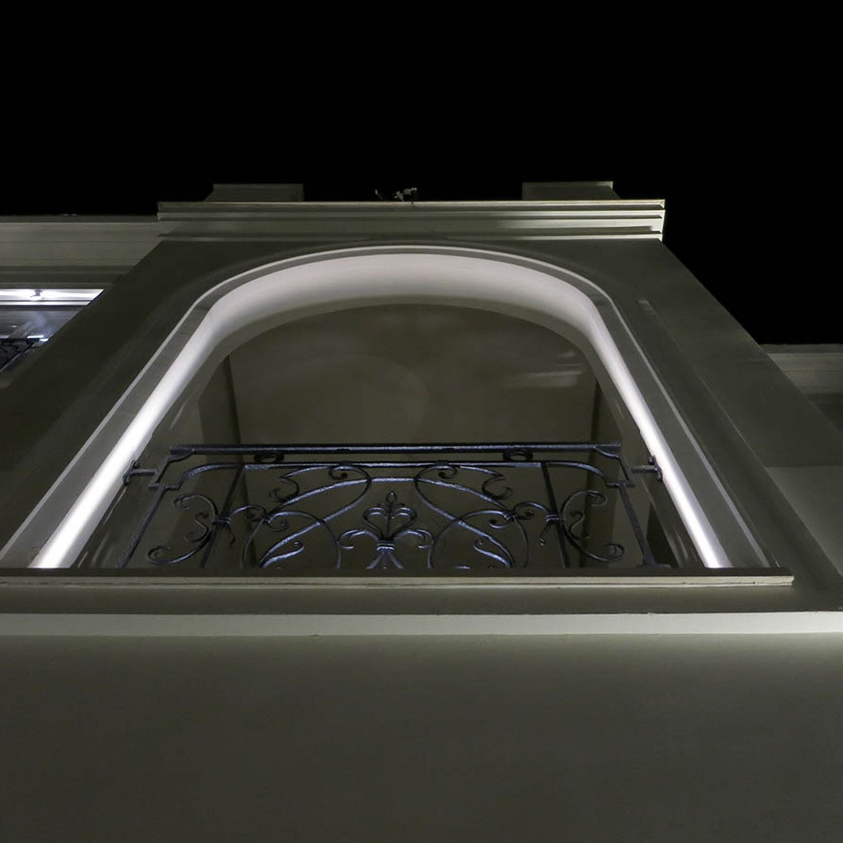 Trick 180° LED light by iGuzzini | ArchiPro NZ