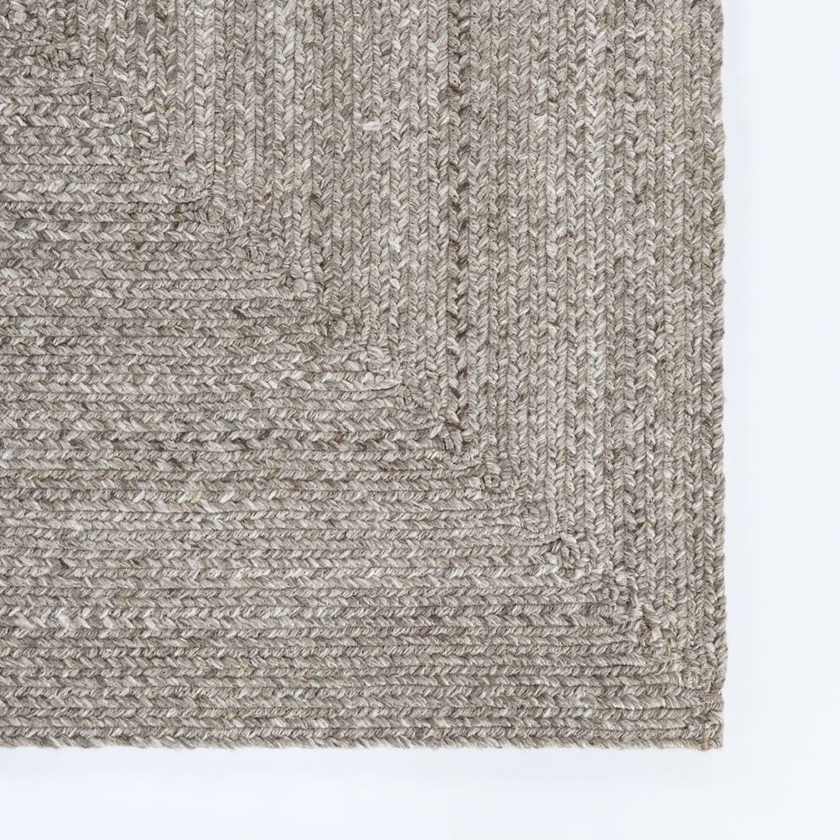 Baya Flinders Outdoor Rug - Taupe | ArchiPro NZ