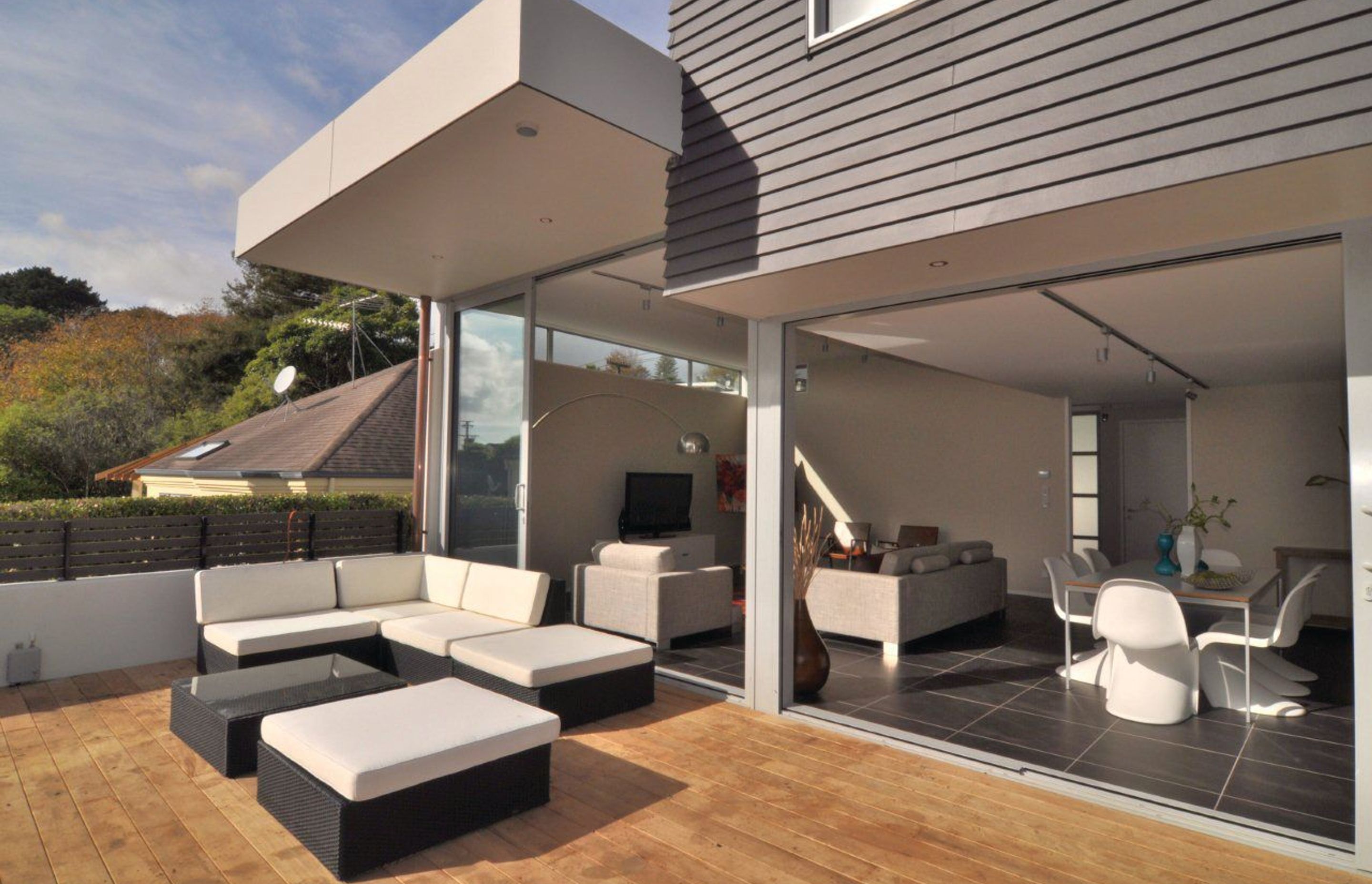 Sustainable House Design - Meadowbank Houses by Kamermans Architects ...