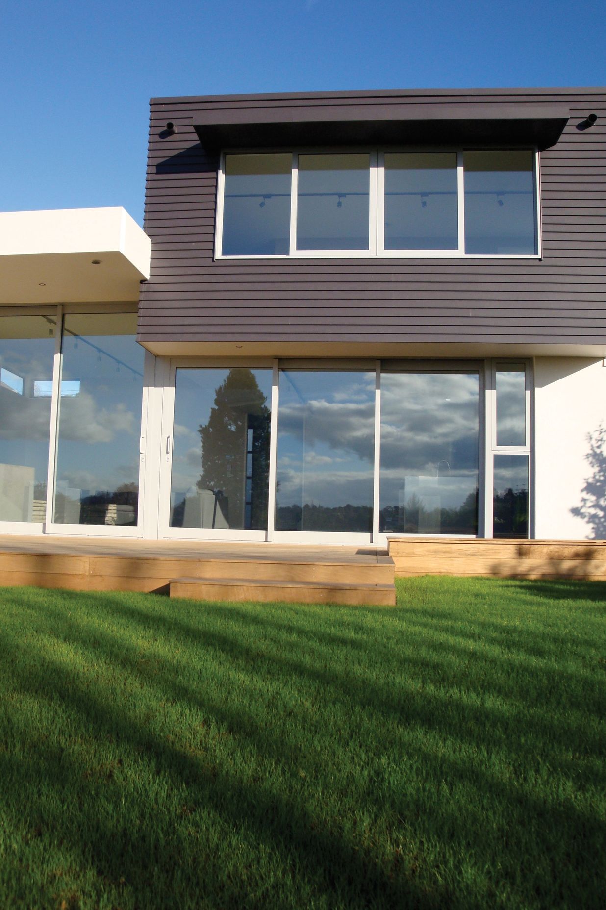 Sustainable House Design - Meadowbank Houses by Kamermans Architects ...