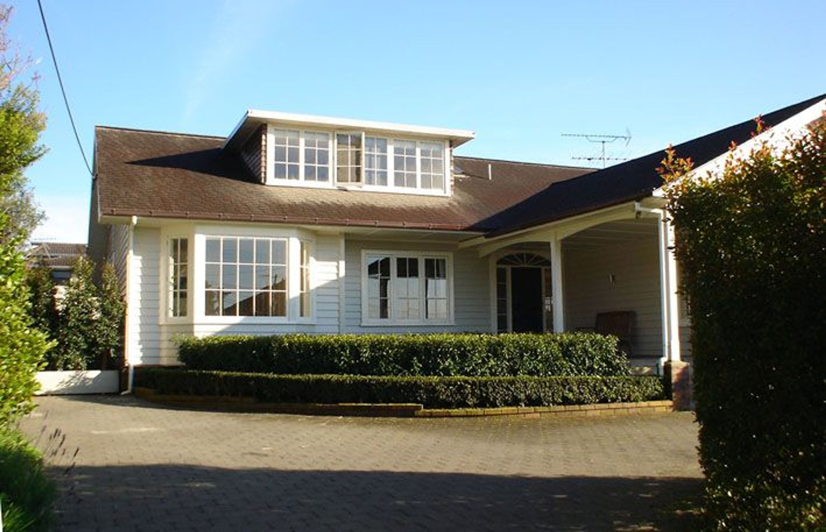 Takapuna House Alterations by Salmond Reed Architects | ArchiPro NZ