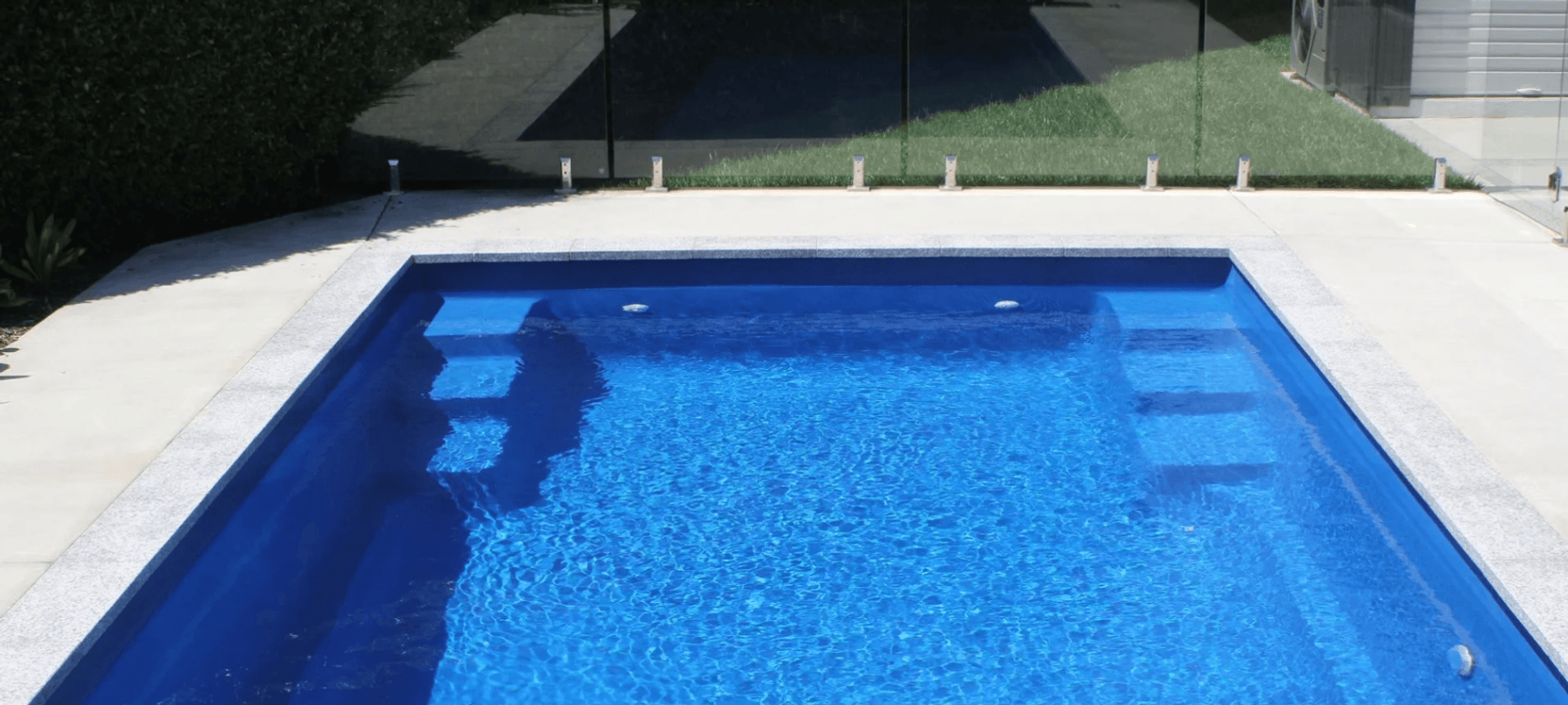 9 tips to create an outdoor wellness retreat at home with spa & plunge ...