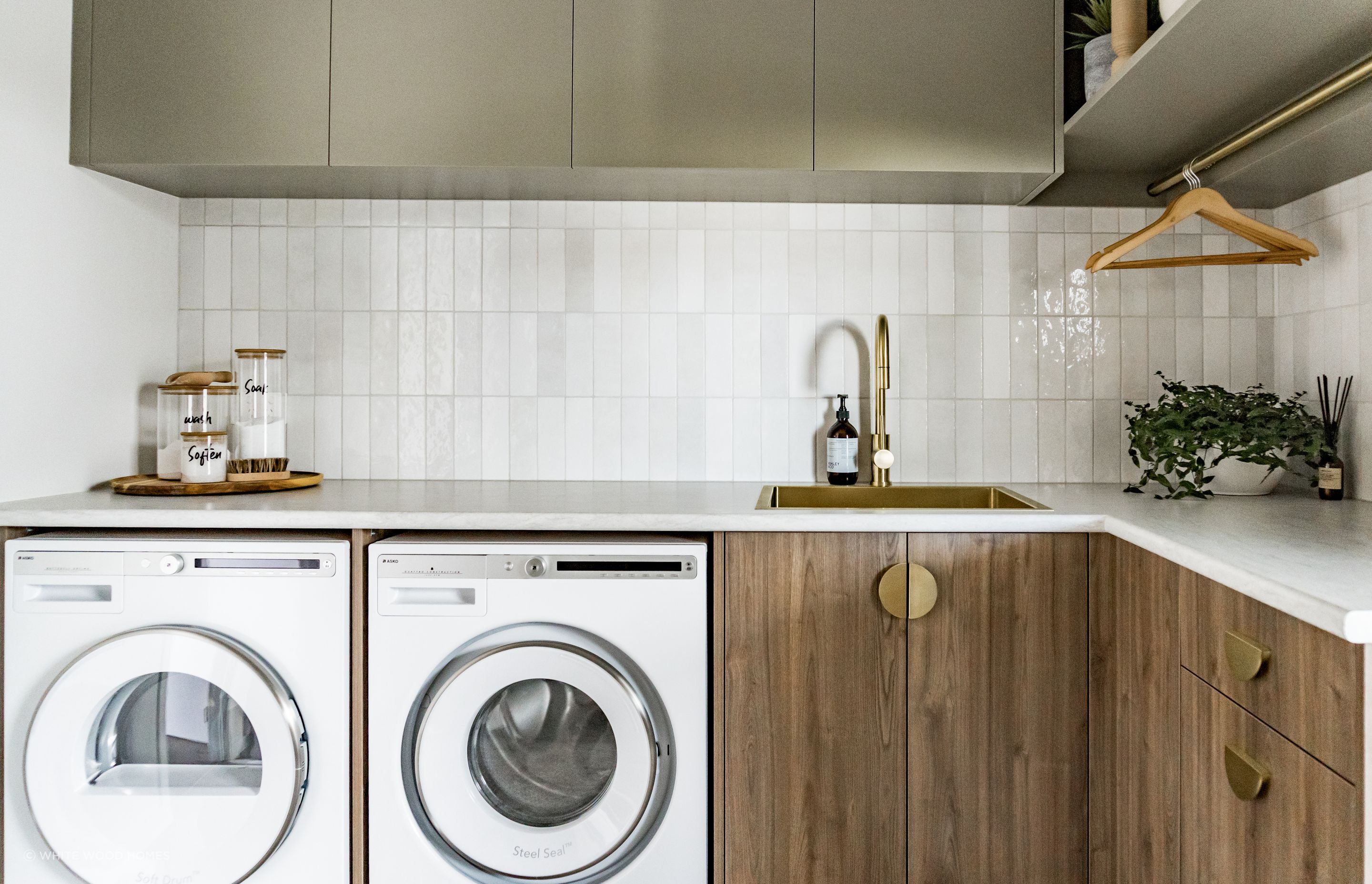 Types of Kitchen Cabinet Handles and How to Use Them Best | ArchiPro NZ