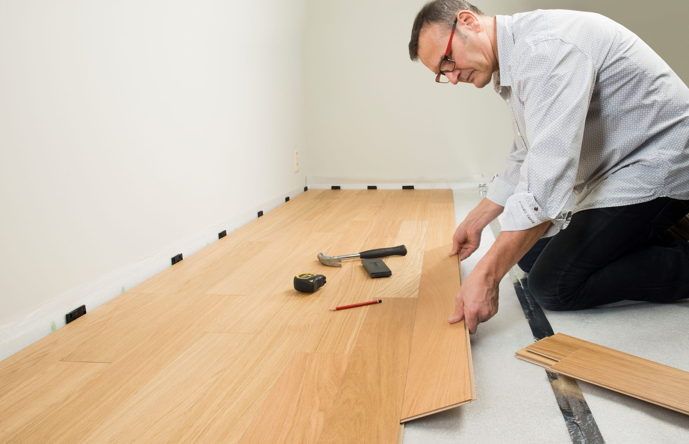 Glue down vs floating timber flooring installation | ArchiPro NZ