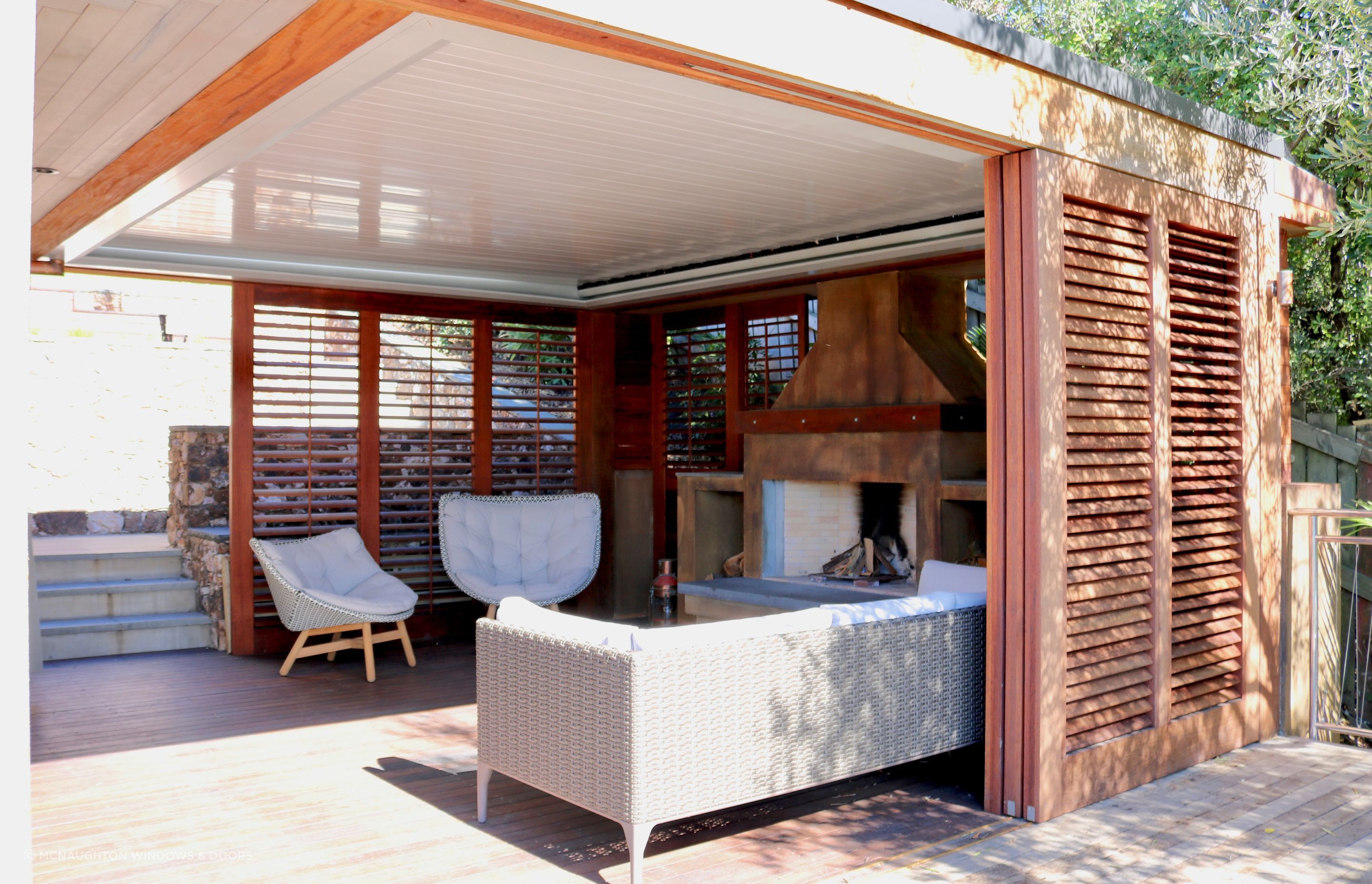 7 Different Types of Outdoor Blinds for New Zealand Homes | ArchiPro NZ
