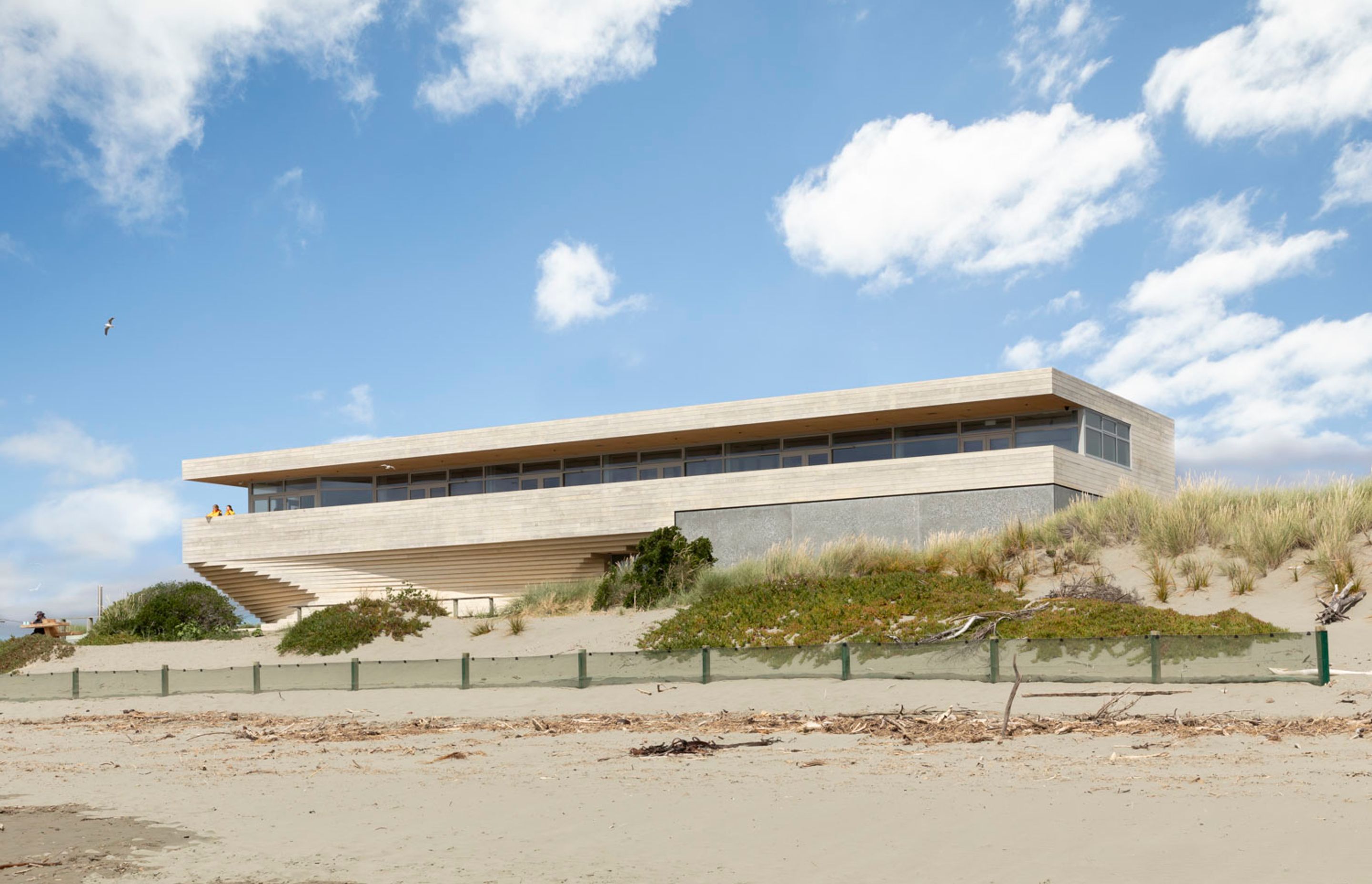 The new surf club making waves in architecture | ArchiPro NZ