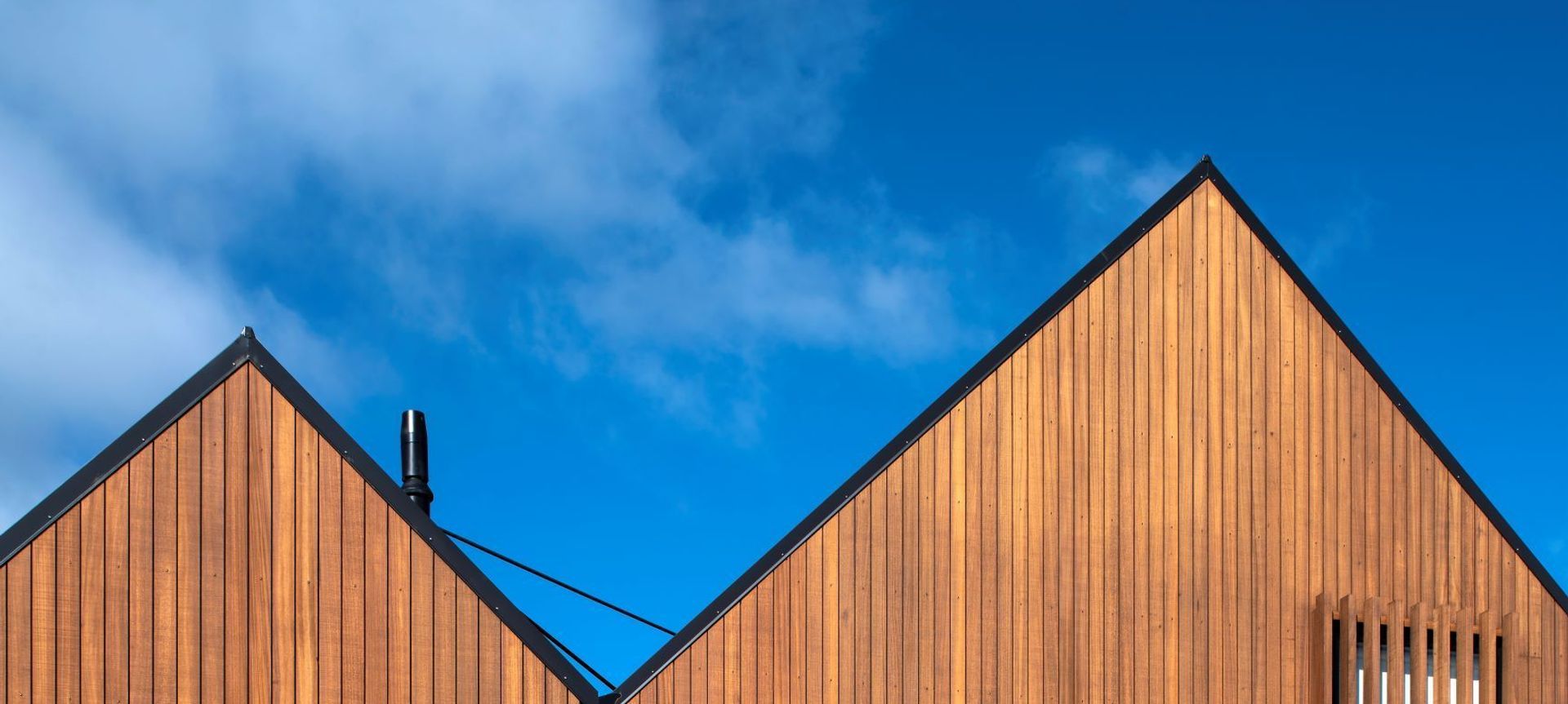 The thermally modified wood revolutionising timber cladding Rosenfeld ...