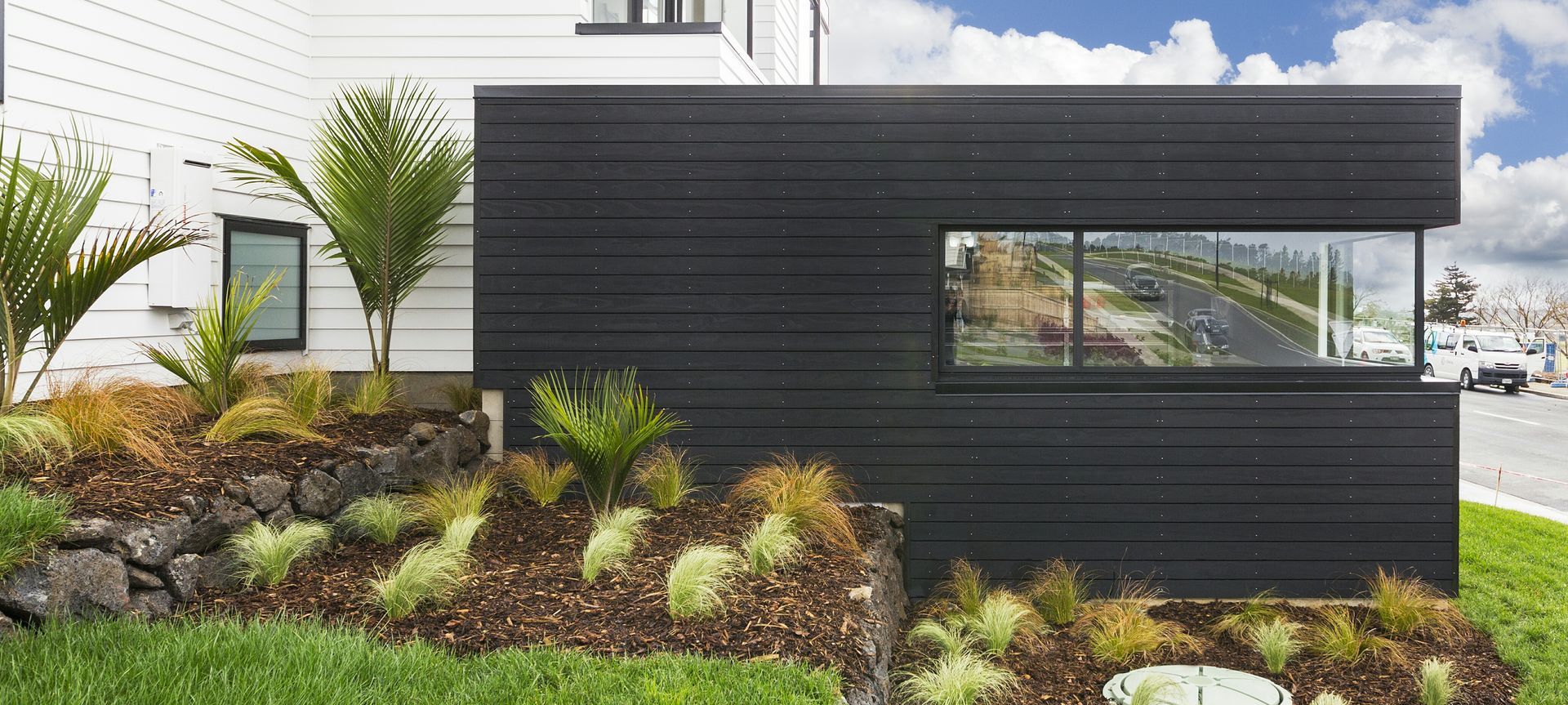 Dark colours on timber cladding are now possible and warranted ITI ...