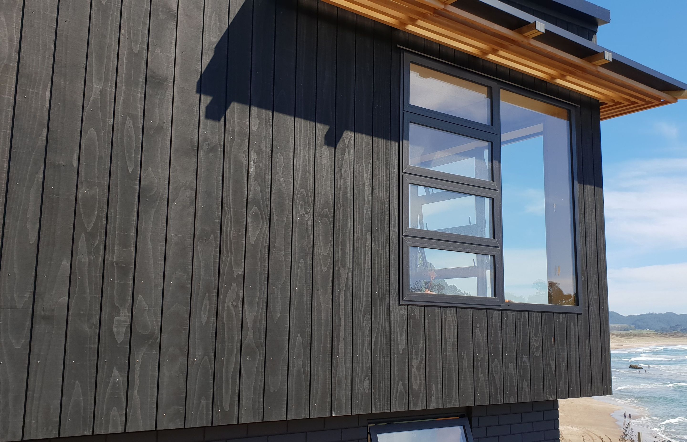 Dark colours on timber cladding are now possible and warranted ITI ...