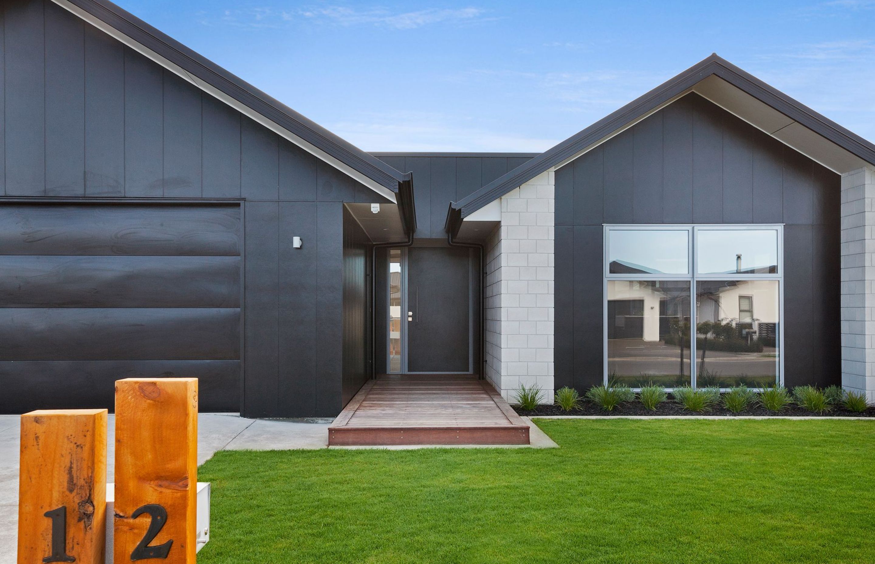 Oakley Drive by Angus Chisholm Builders Limited | ArchiPro NZ