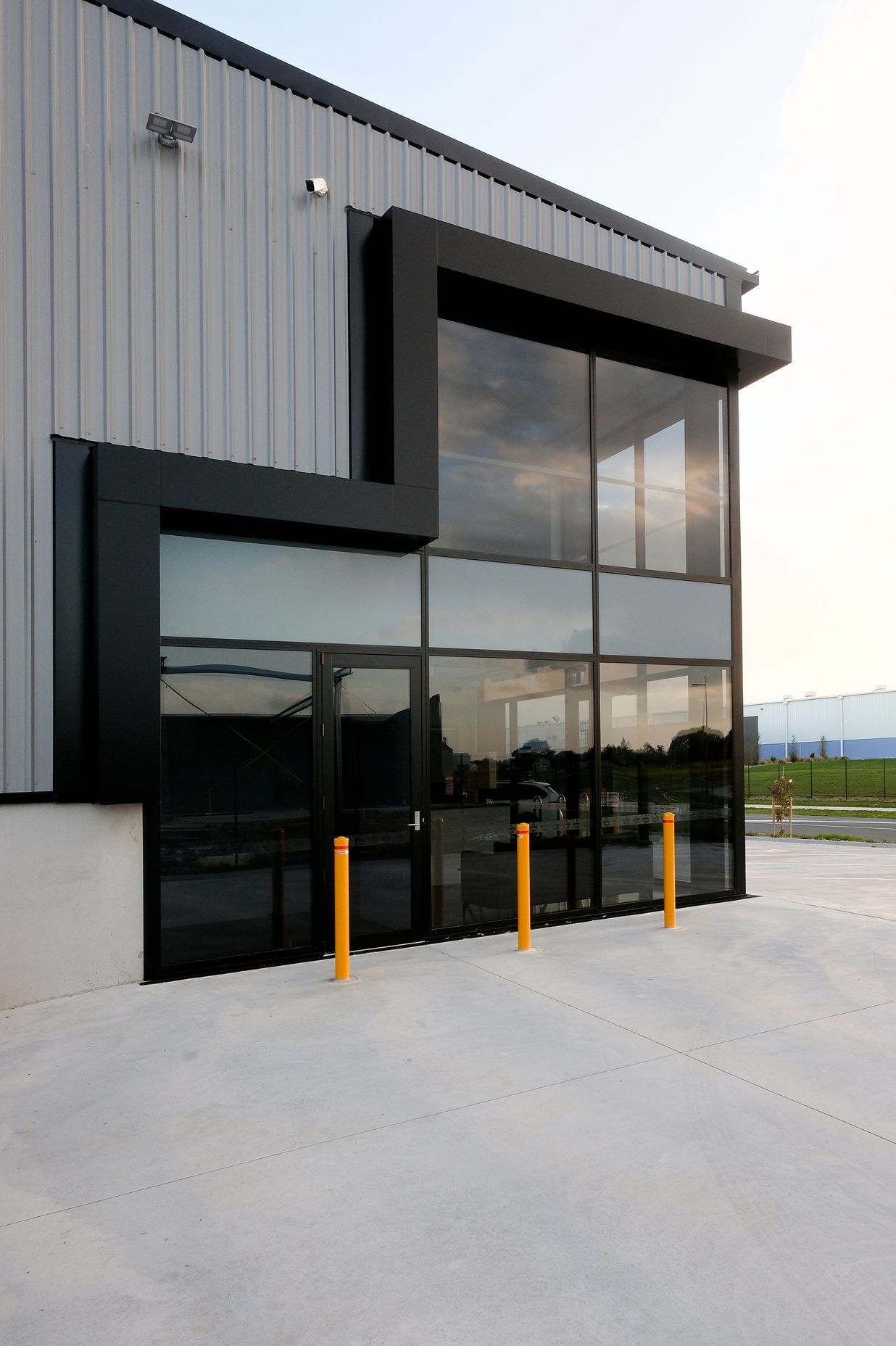 Summit Warehouse by Riverside Studio | ArchiPro NZ