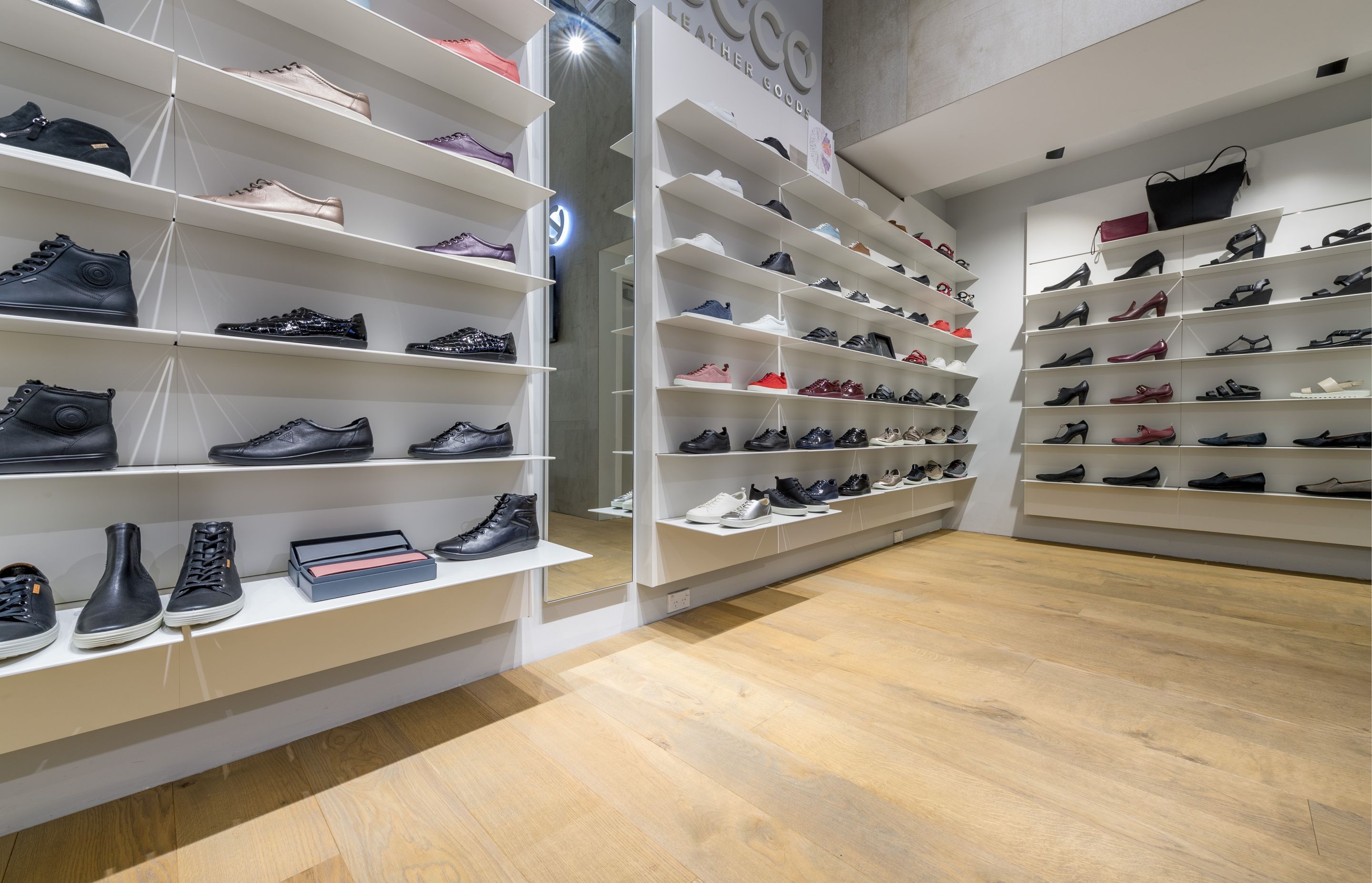 Ecco by Mike Hollman Photography | ArchiPro NZ