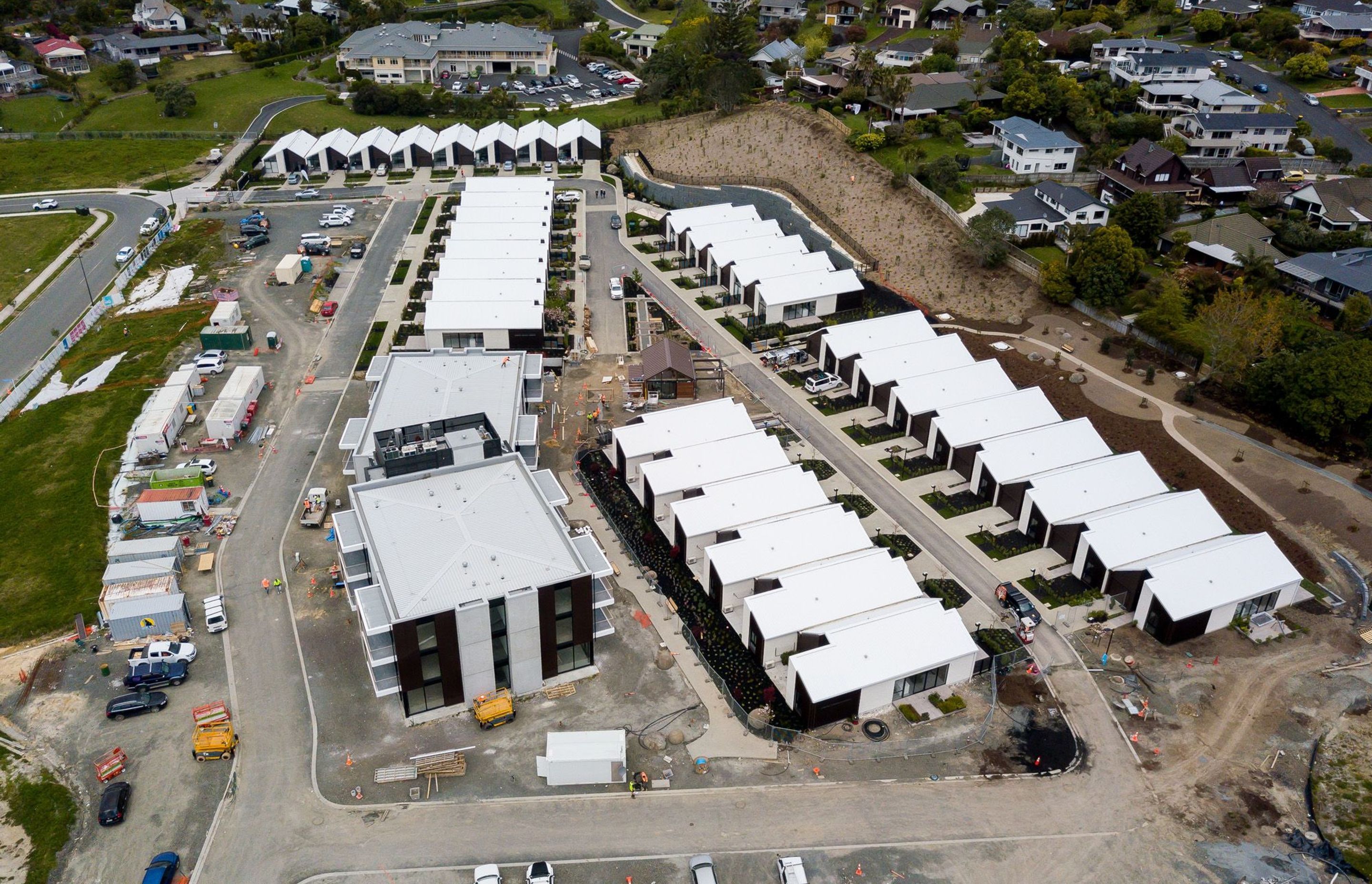 Gulf Rise Metlifecare by Grammar Electrical | ArchiPro NZ