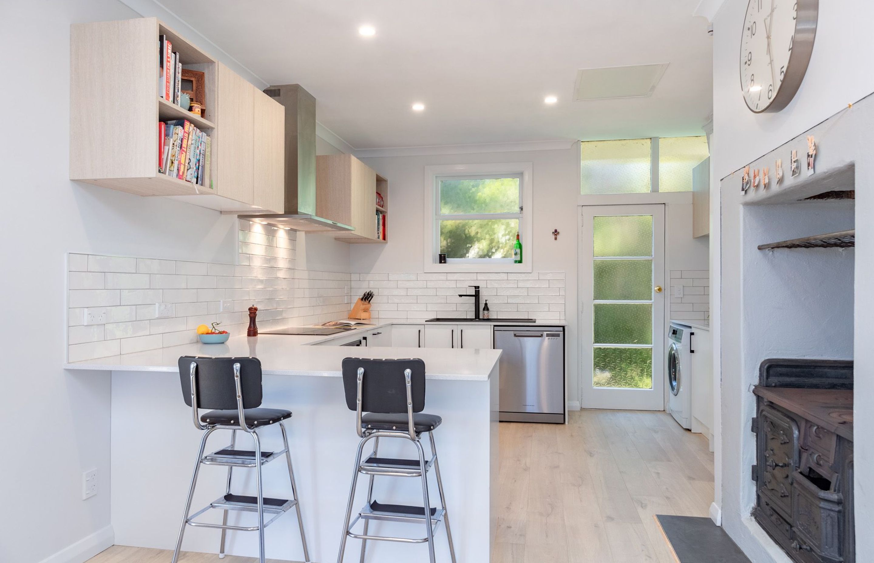 Howard Bay Home by Keith Bennett Photography | ArchiPro NZ