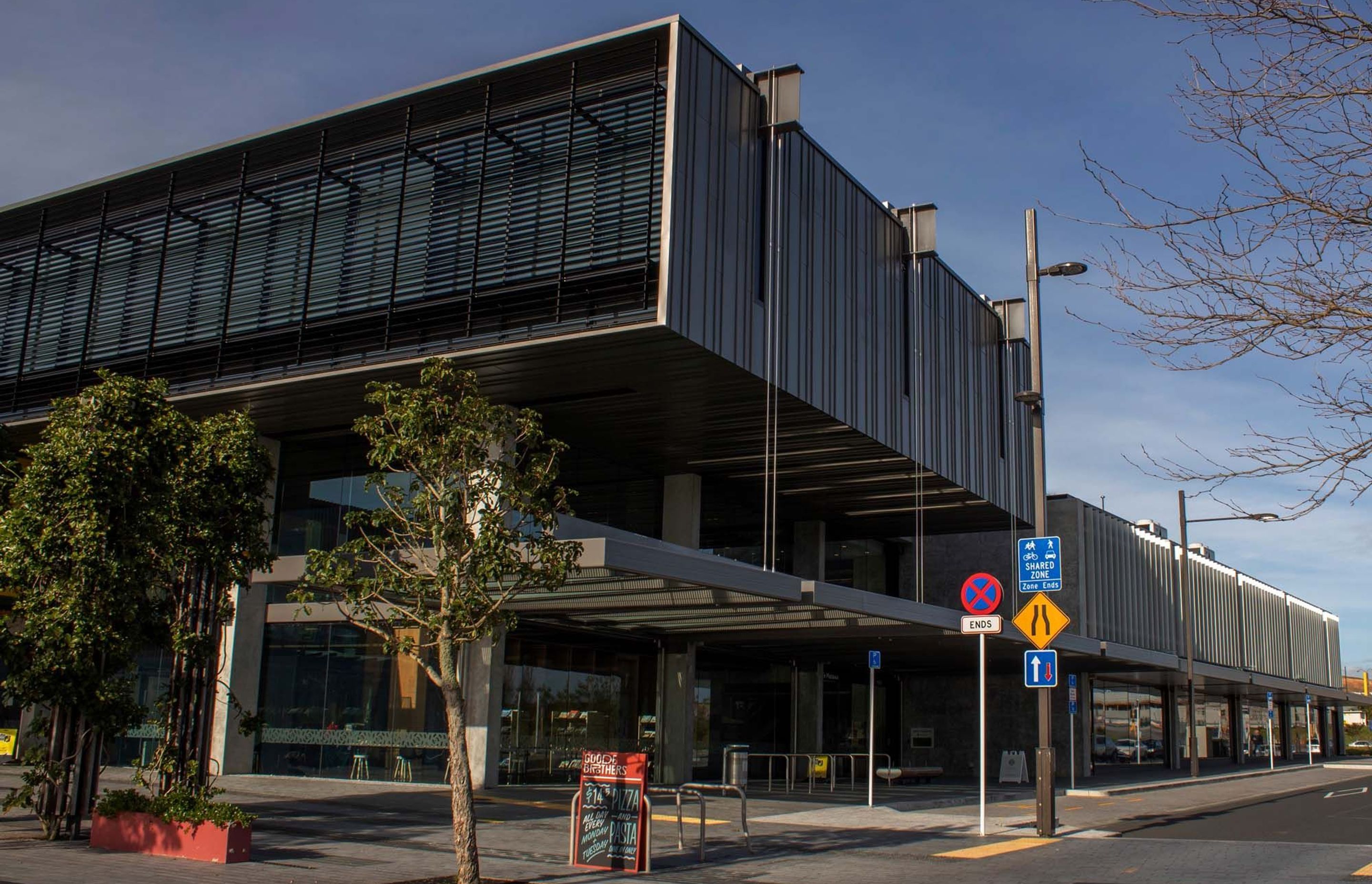 Westgate Library by Thermosash | ArchiPro NZ