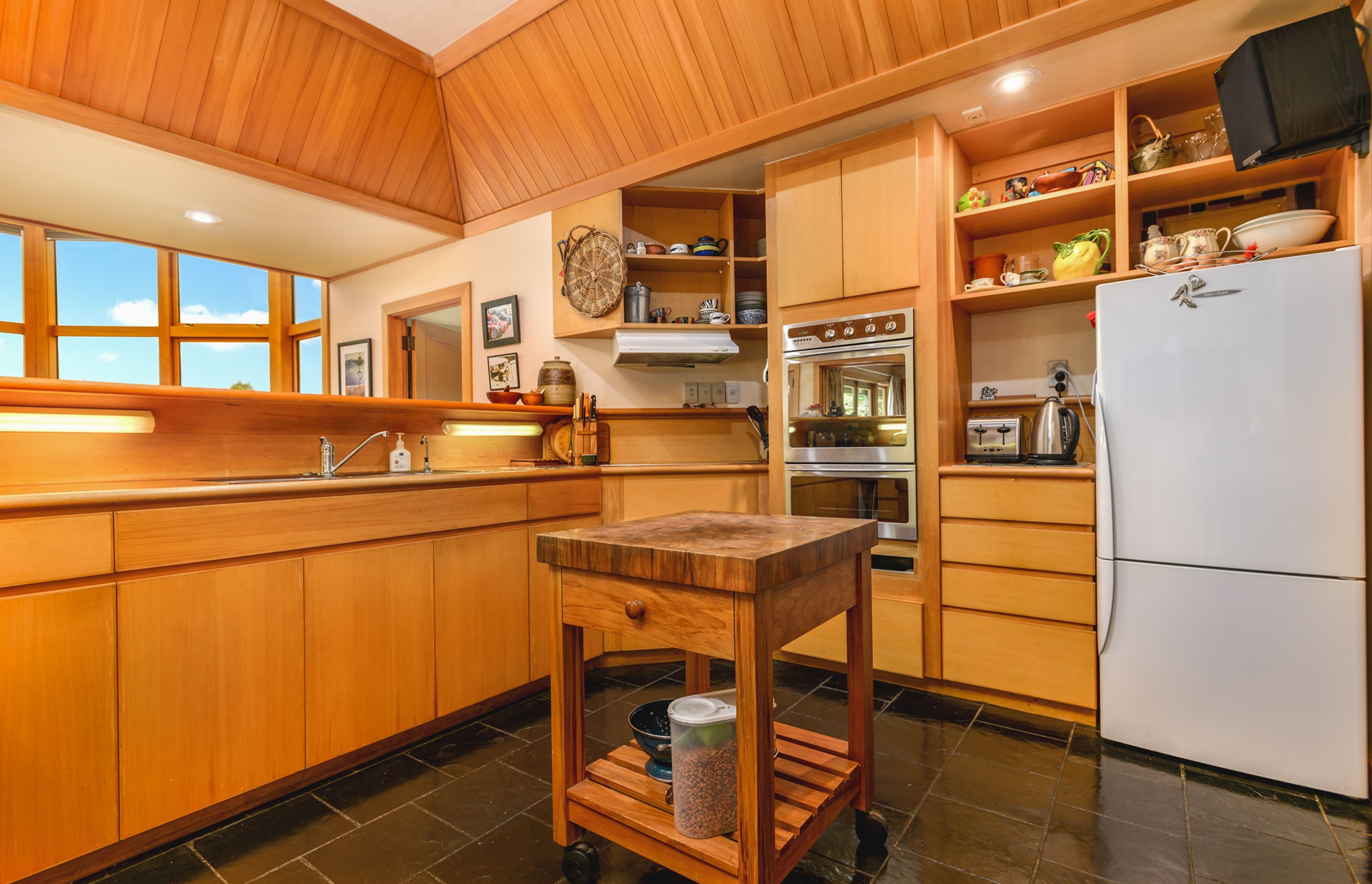 Woodland Grove by Warren Herbert | ArchiPro NZ