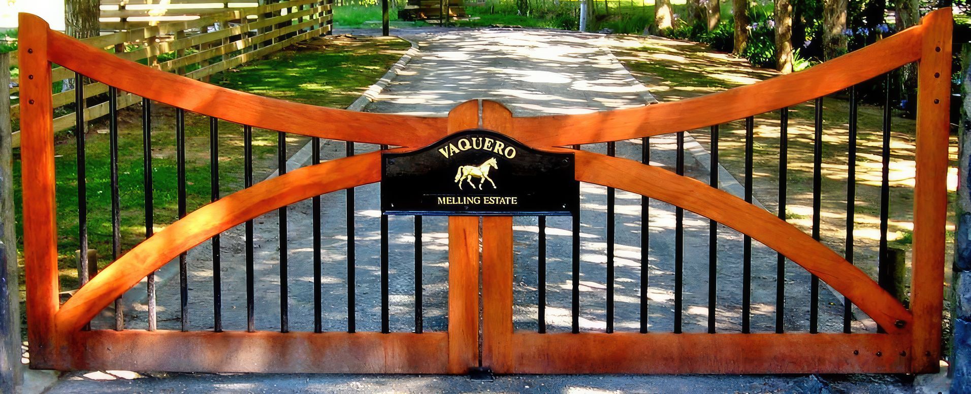 Wooden Gates | ArchiPro NZ