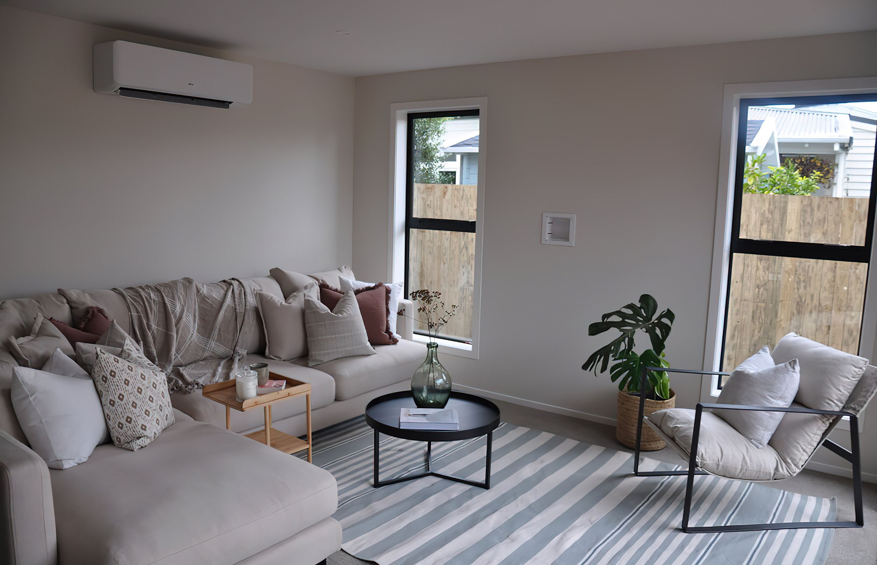 Home Staging - George Street by Missfittings Interior Design | ArchiPro NZ