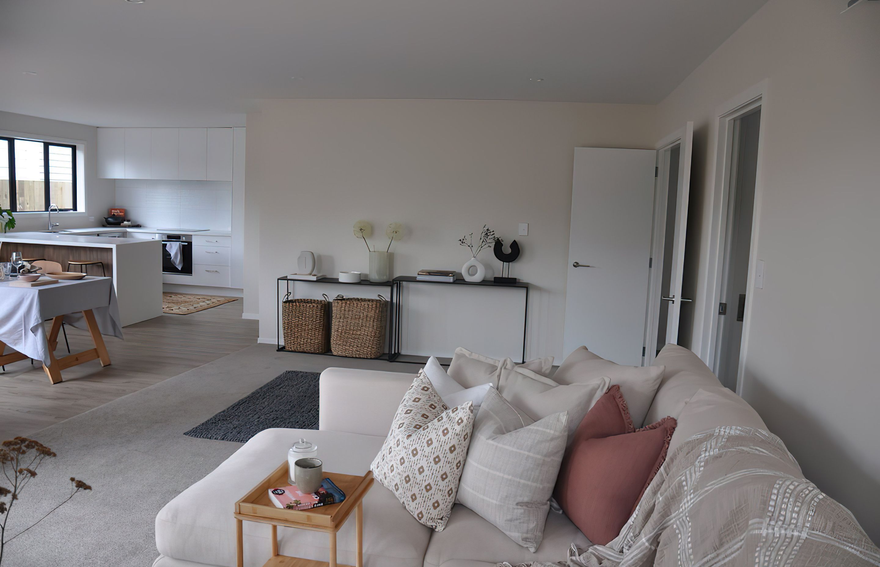 Home Staging - George Street by Missfittings Interior Design | ArchiPro NZ