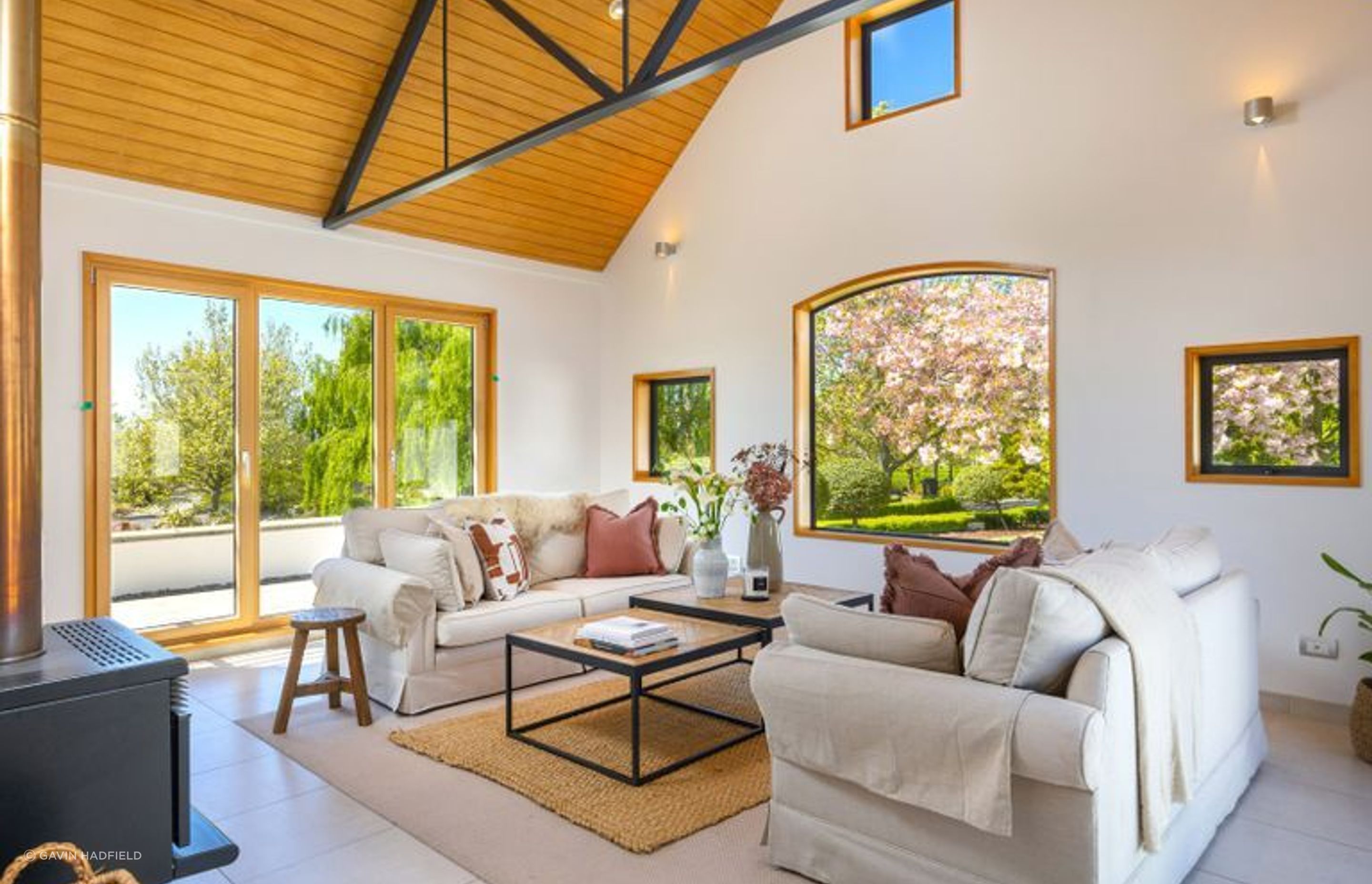 Home Staging, Colour Consult and Interior Design - Dry Hills Rise by Missfittings Interior ...