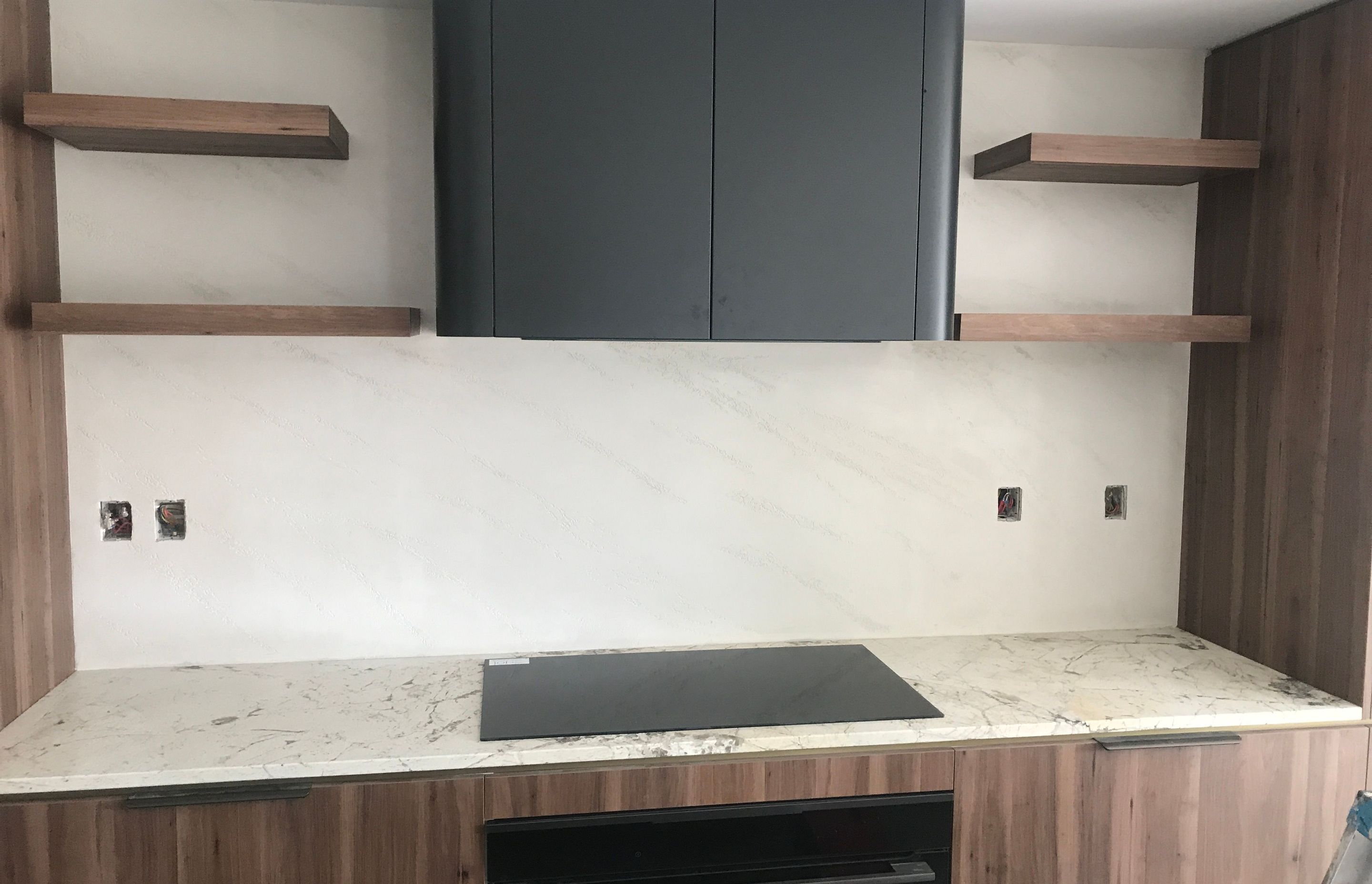 Kitchen and Scullery splashback, Split Stone by YESO Venetian Plaster ...