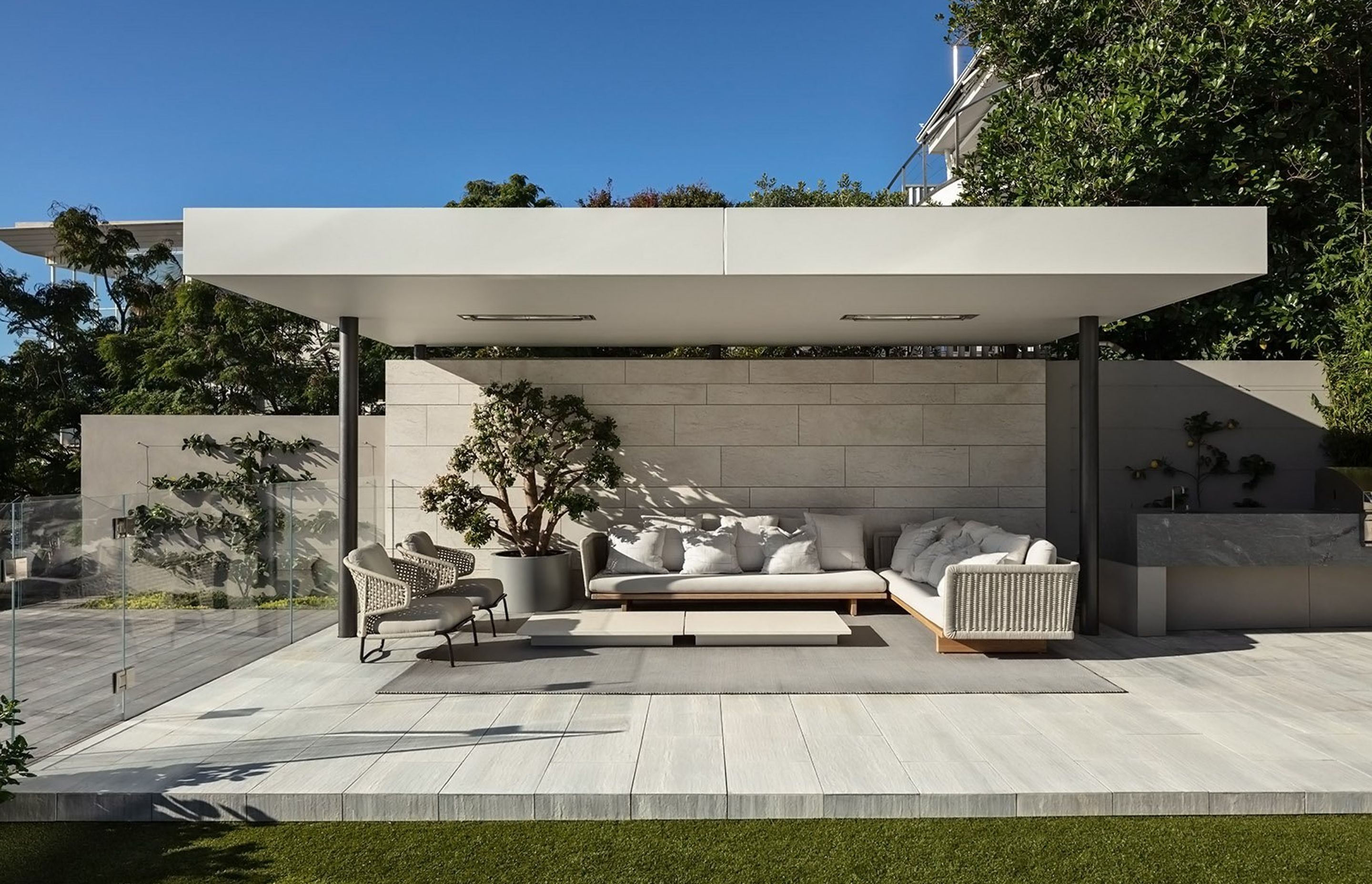 Herne Bay House 01 by Danielle Bates Design | ArchiPro NZ