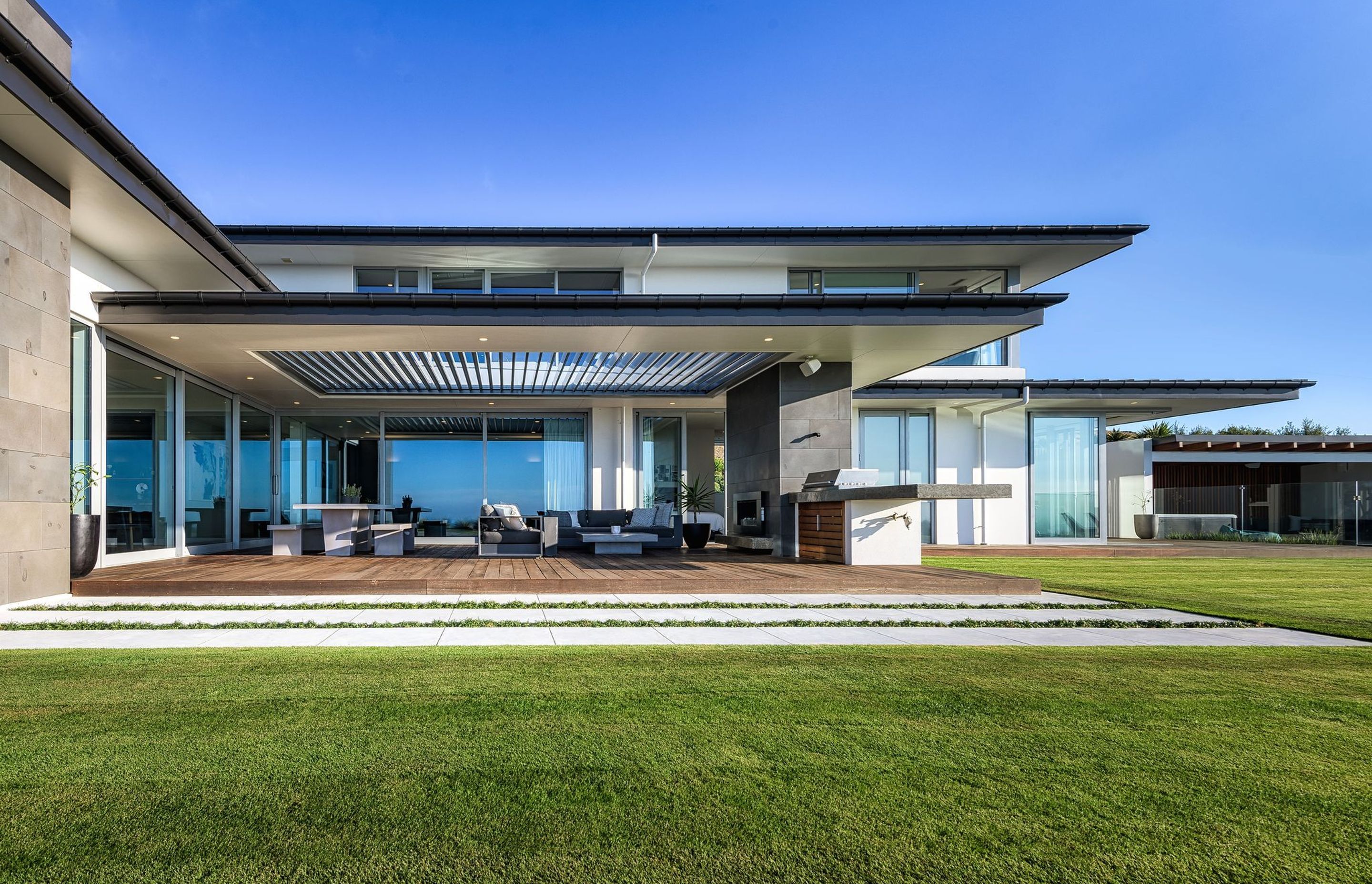 Mount Pleasant by Gregg Architectural Builders | ArchiPro NZ