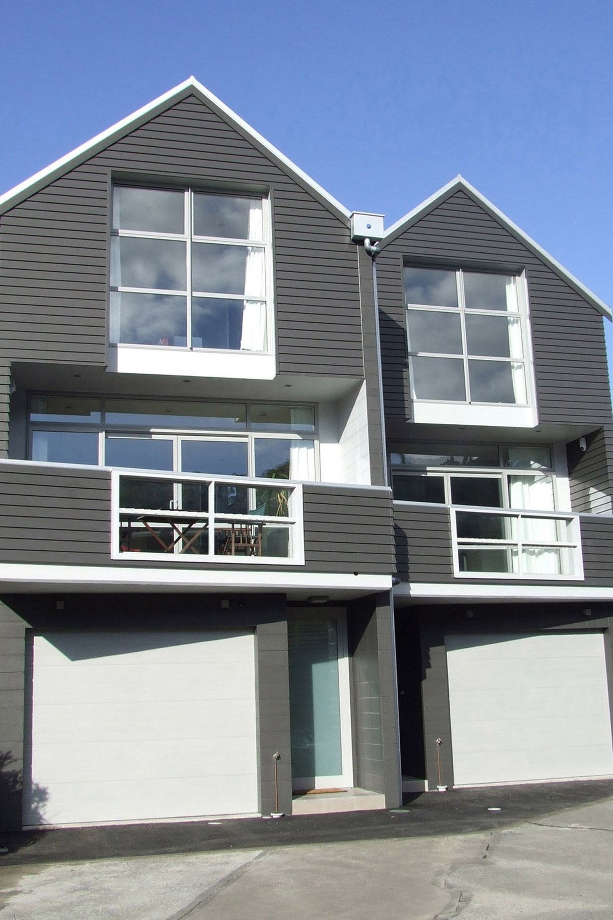 Semi-Detached Units by Goodson Architects | ArchiPro NZ