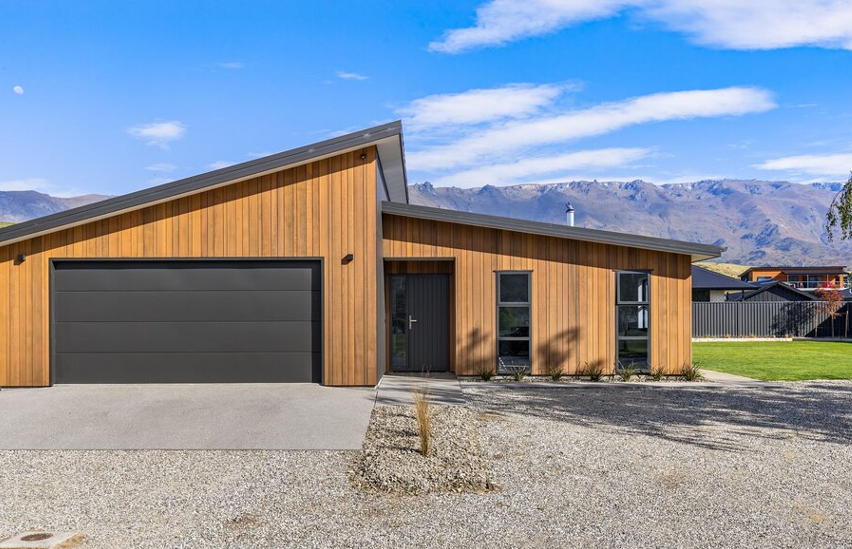 Pisa Vineyards by Harrold Building | ArchiPro NZ