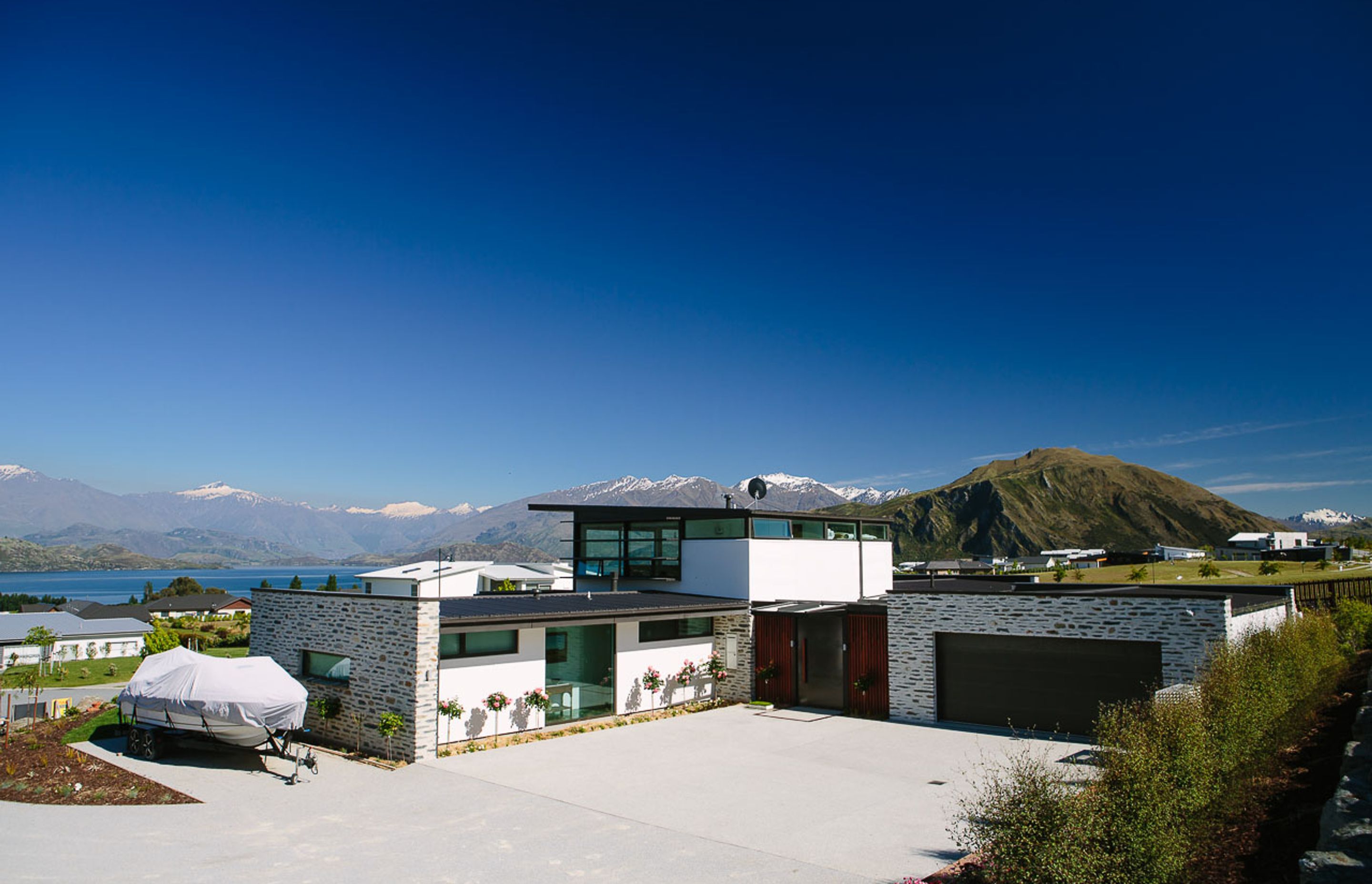 Lakeviews by Gibb Building | ArchiPro NZ
