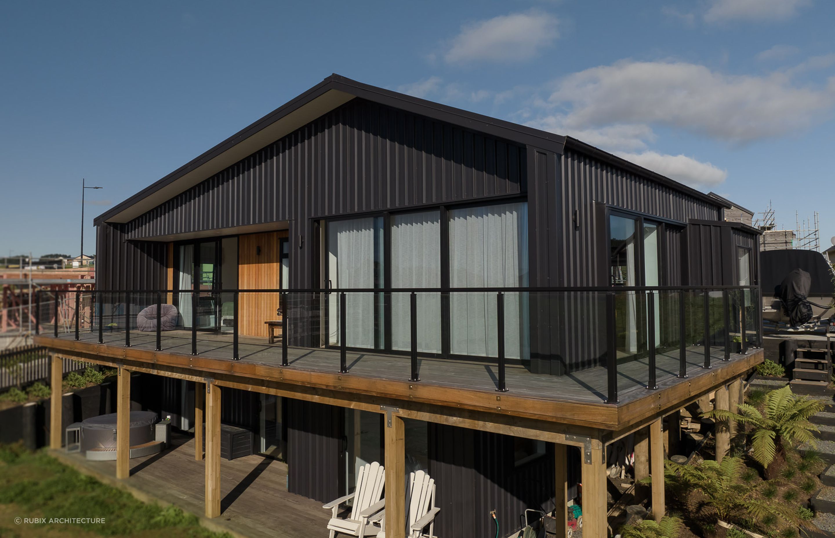 The Richards Residence, Rangitahi Peninsula, Raglan by Rubix ...