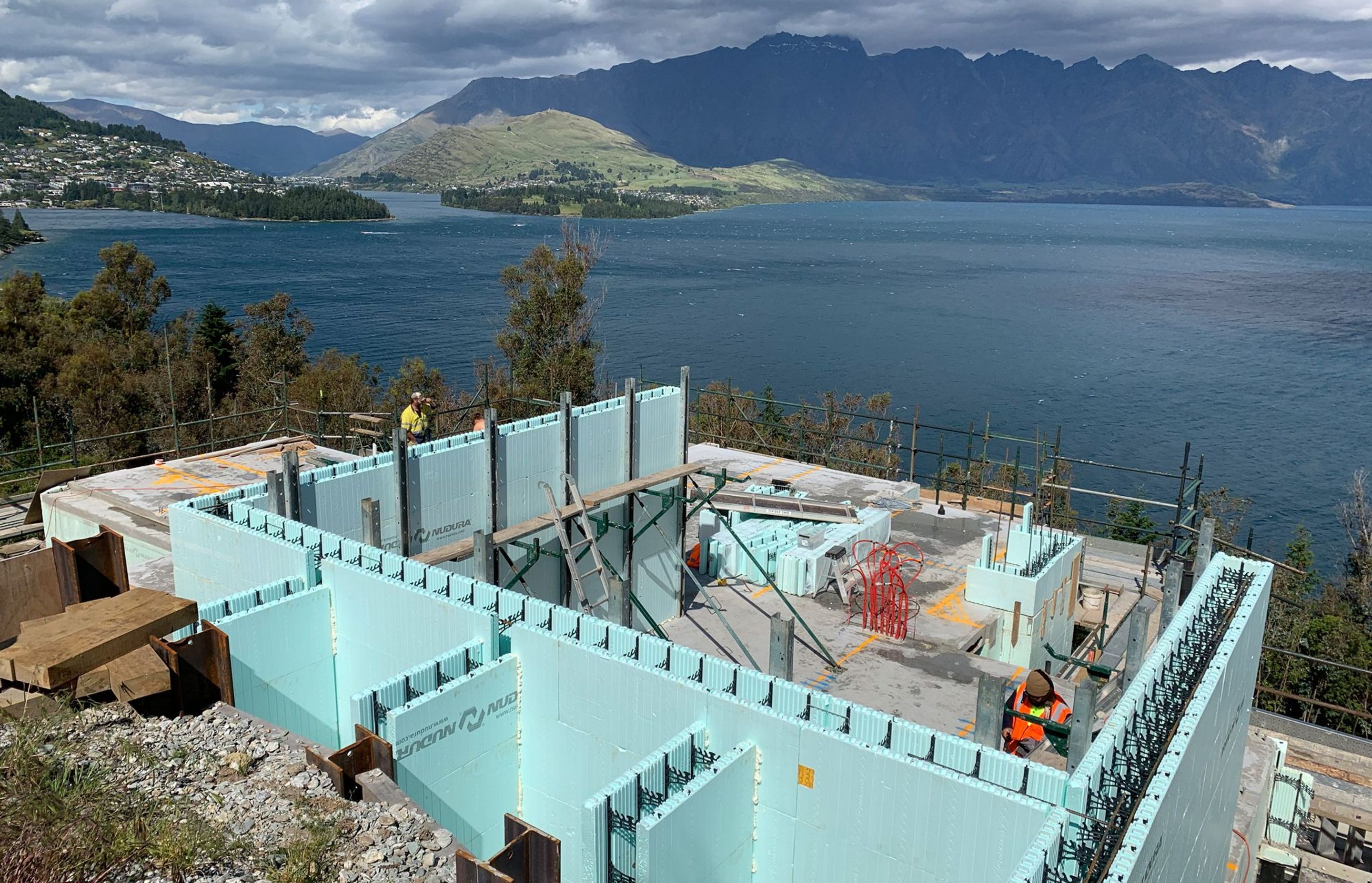 apsen grove queenstownn by PHD Building | ArchiPro NZ