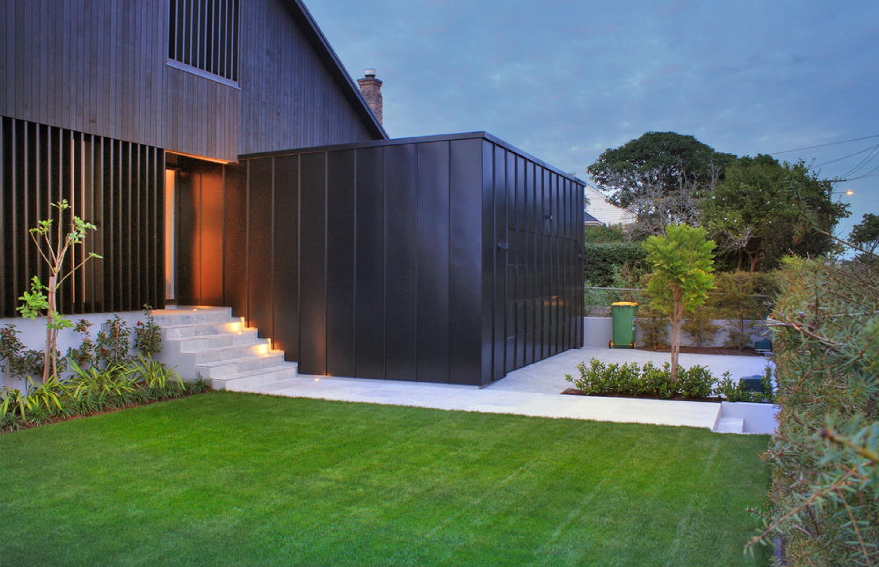 Kenny Road - Cedar Clad by 505 Construction | ArchiPro NZ