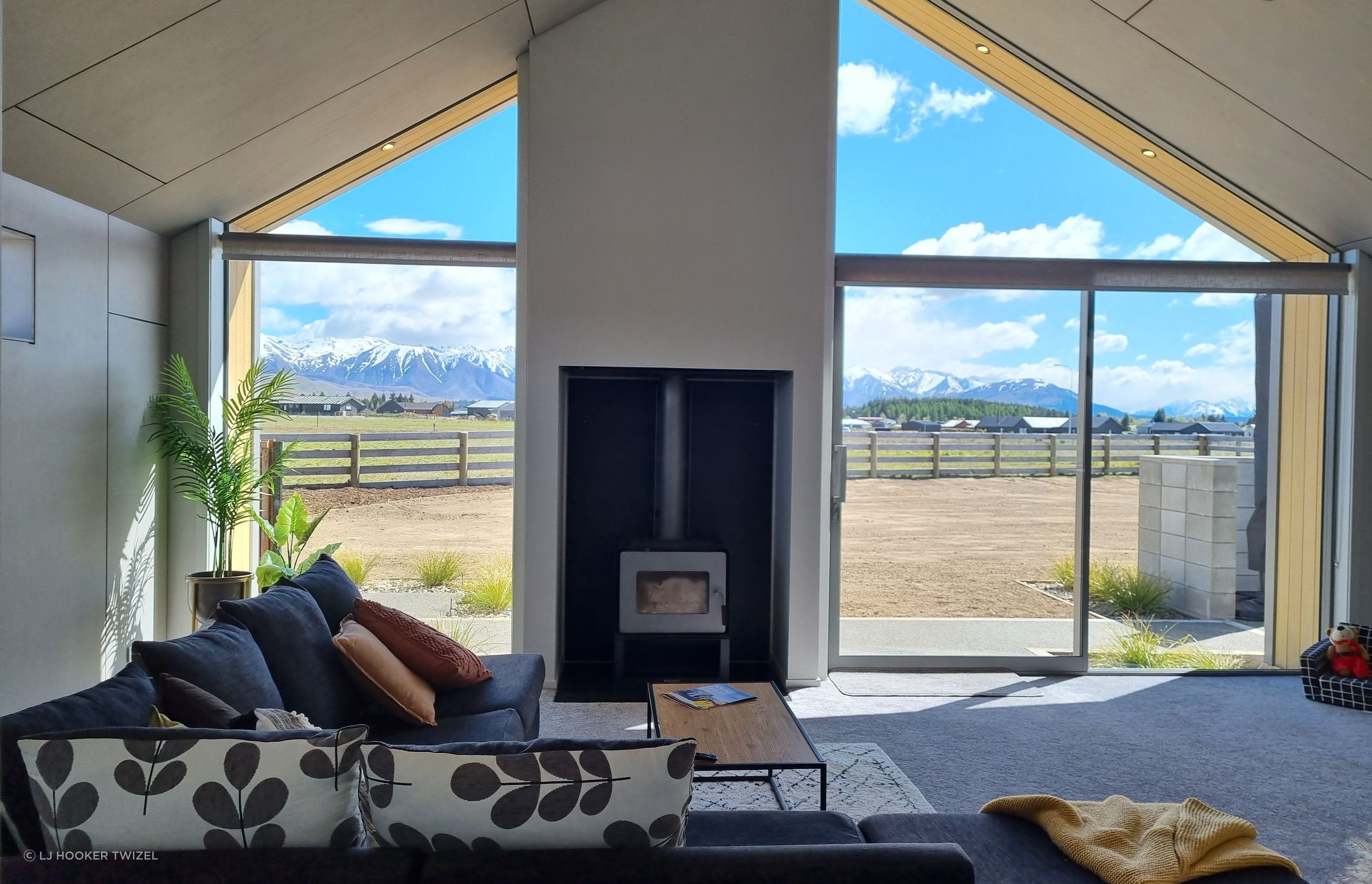 Modern New Build by IT Building | ArchiPro NZ