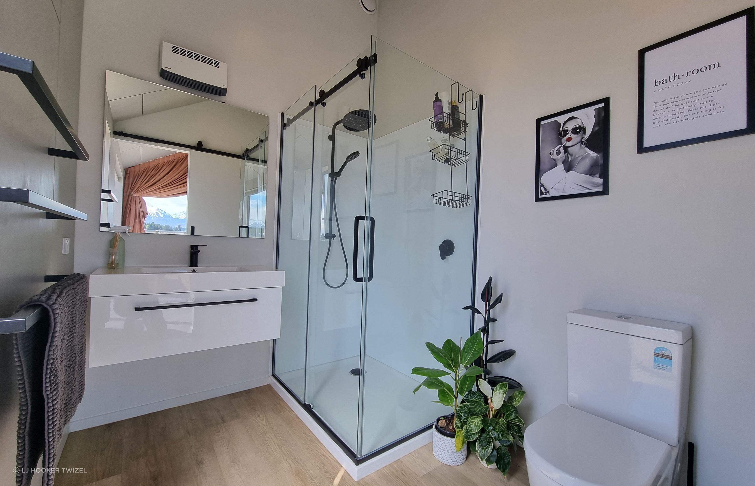 Modern New Build by IT Building | ArchiPro NZ