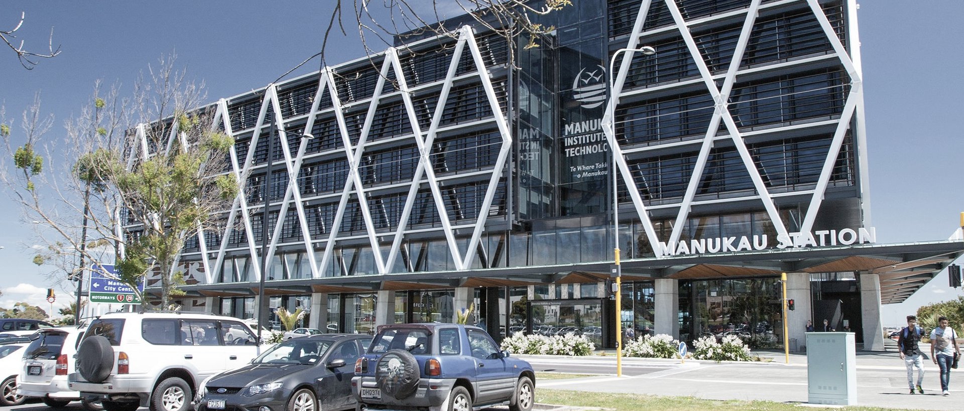 Manukau Institute of Technology by Lucy G Photography | ArchiPro NZ